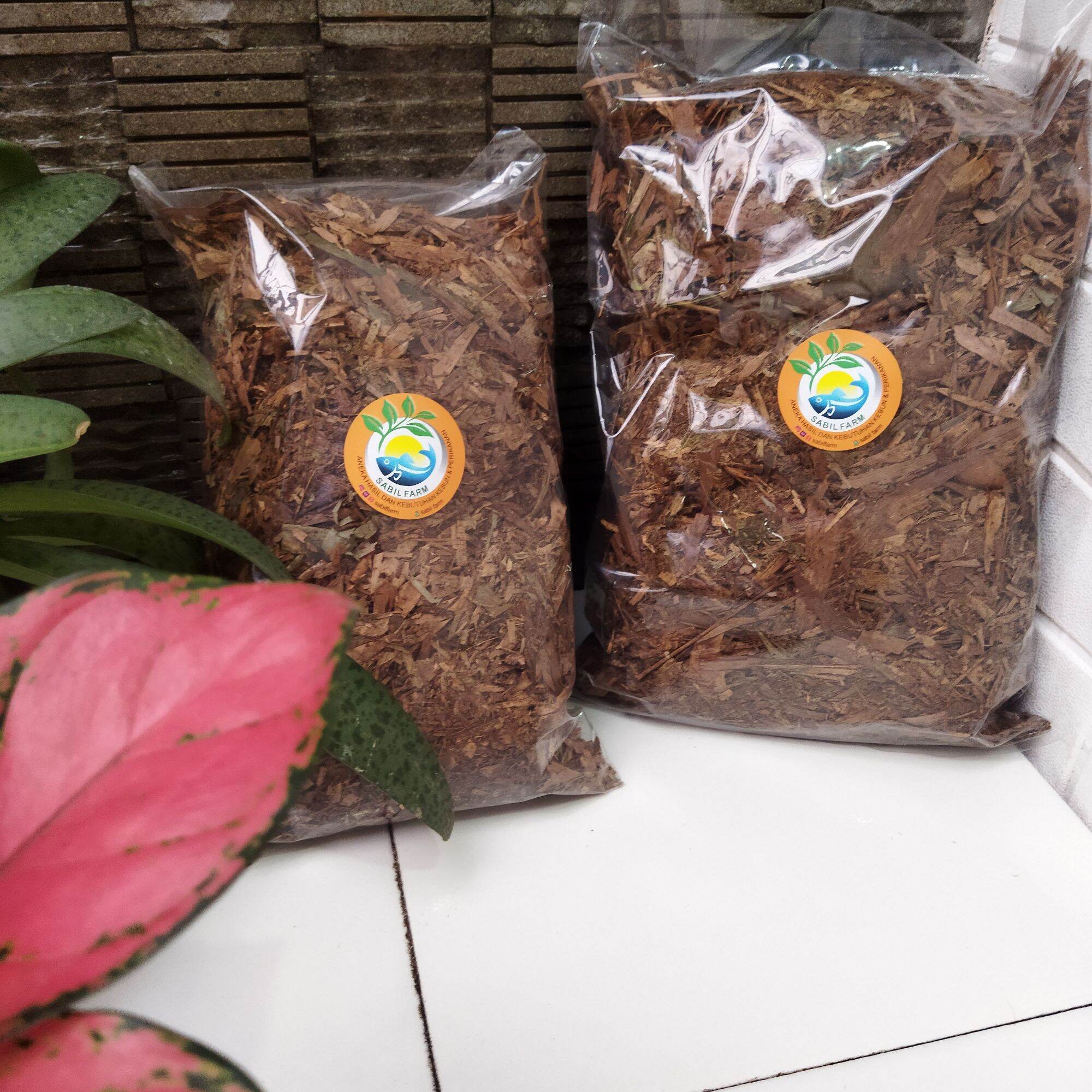 Humus Bambu Murni 1KG. Media Tanam Bambu Humus Murni kemasan1KG.Humus ...