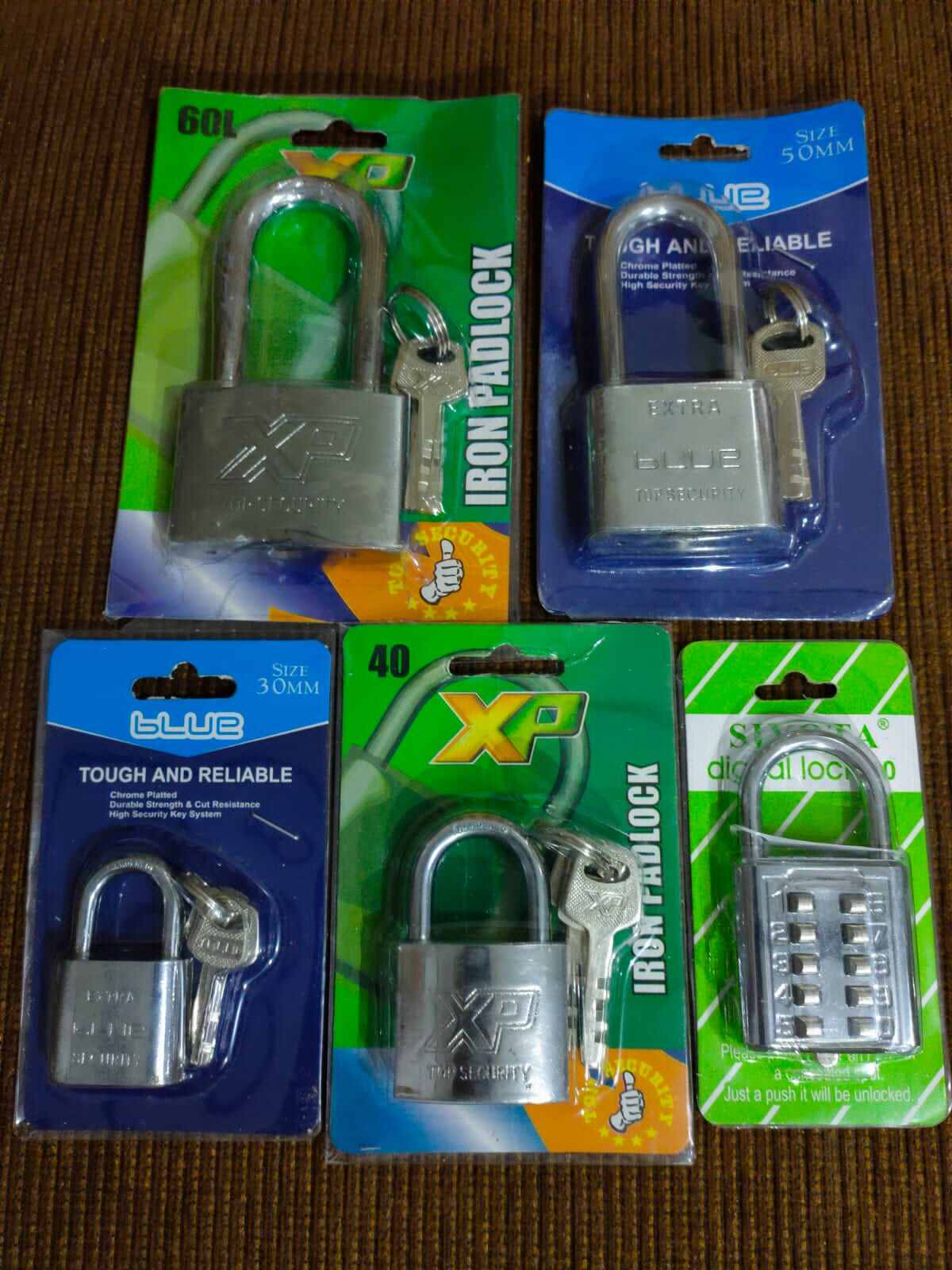 paketan gembok 100 dapat 5 grmbok terdiri dari ukuran 60L 50 pajang 40 ...