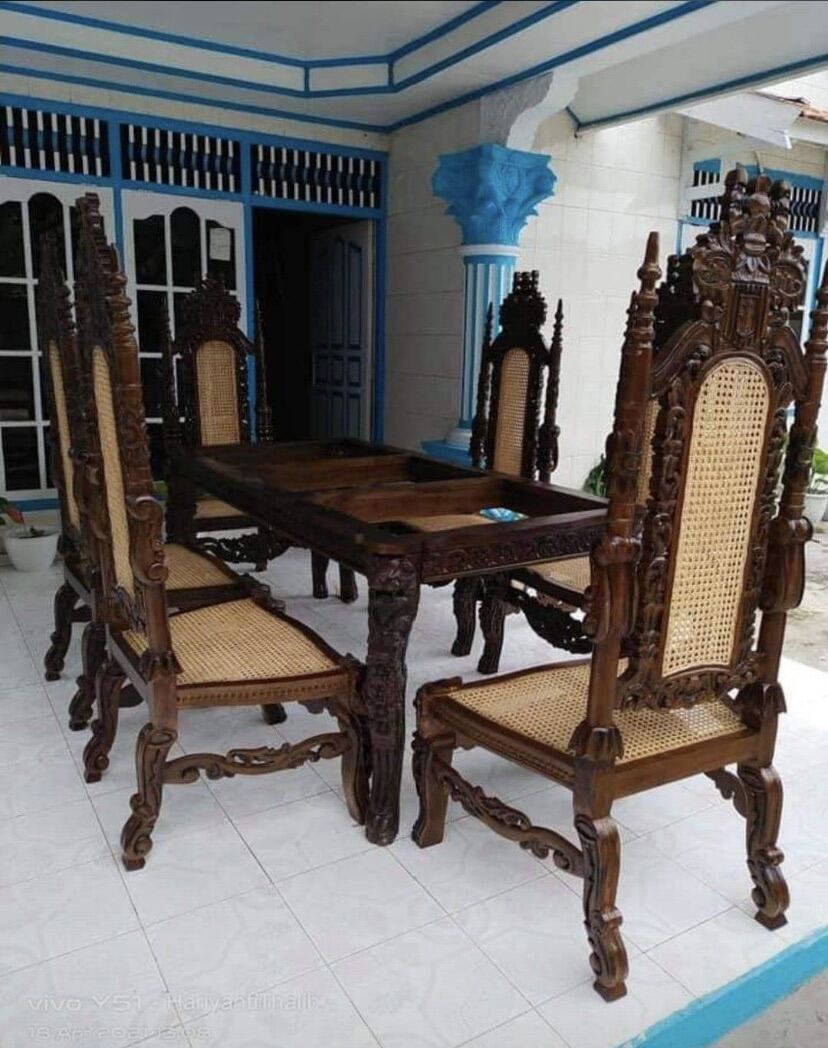 Meja makan anyaman kayu jati | meja makan antik | set meja makan kayu jati ukir | set meja makan ...