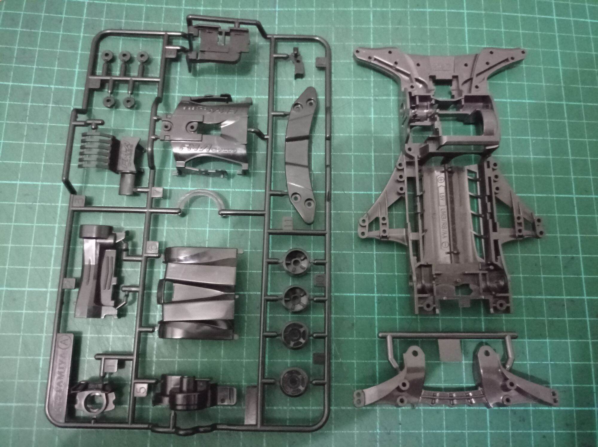 Chassis Gearbox dan Akar FMA abu gelap Dark Gray original tamiya ...
