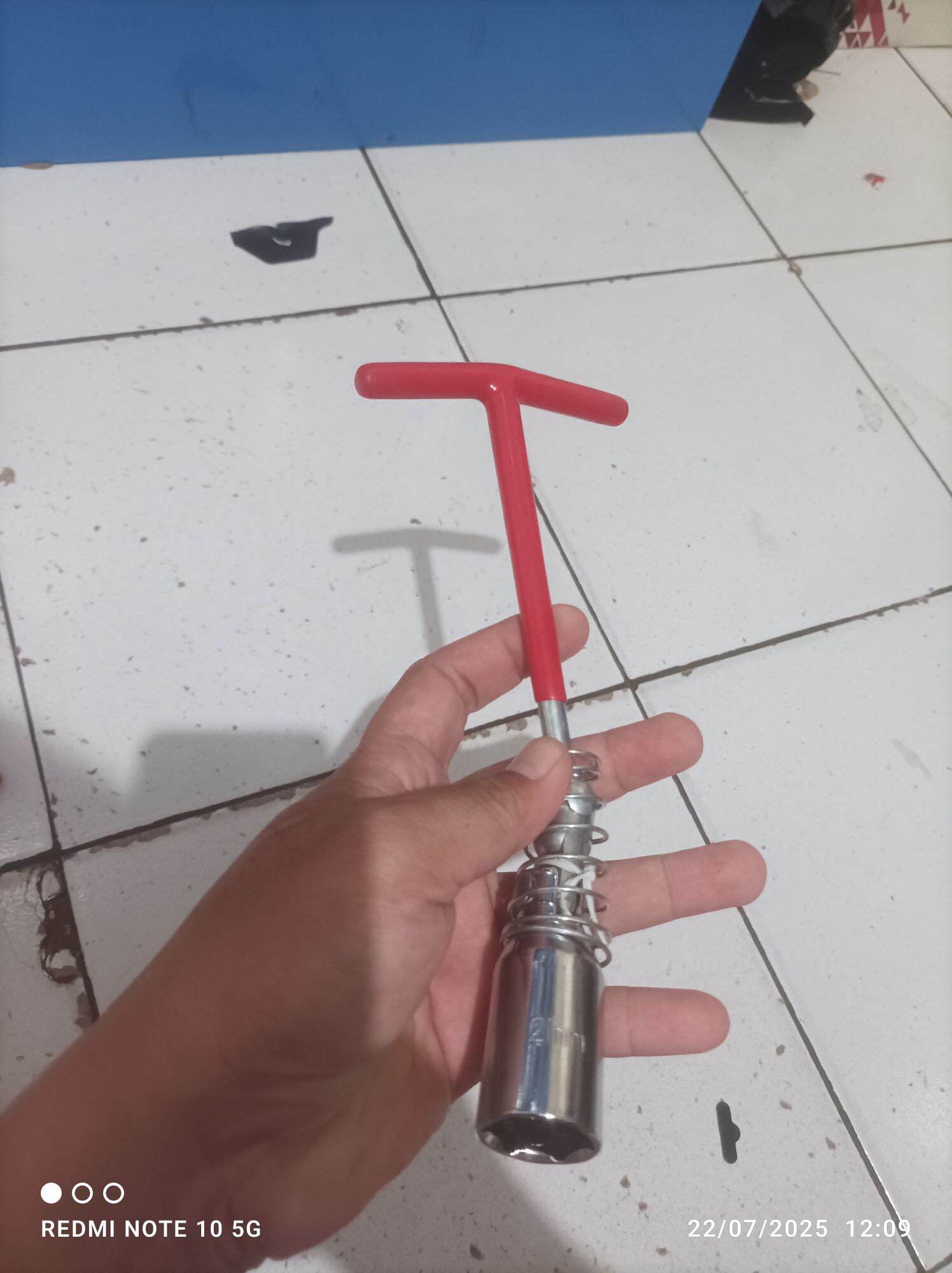 Kunci Busi Flexible 16mm dan 21mm Buat motor , mobil dan mesin industri ...