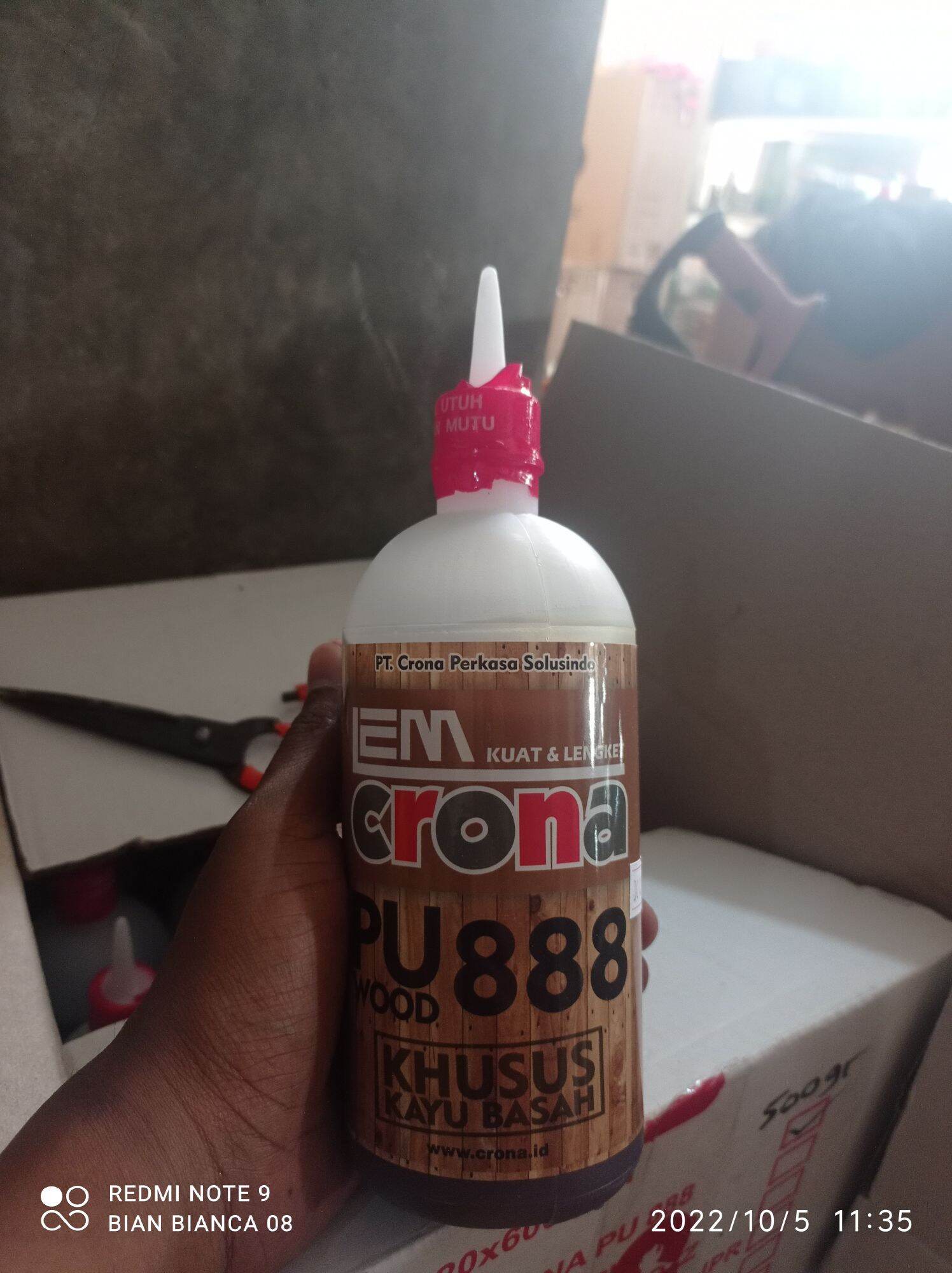 Lem PU Crona 888 Lem kayu basah kemasan 500 gram | Lazada Indonesia