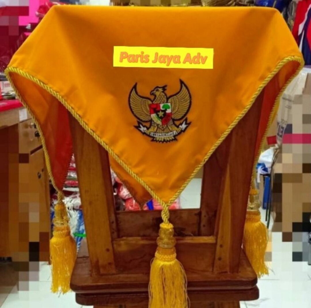 Alas Baki Upacara Bendera atau Paskibra rumbai-rumbai Pakai Banduran ...