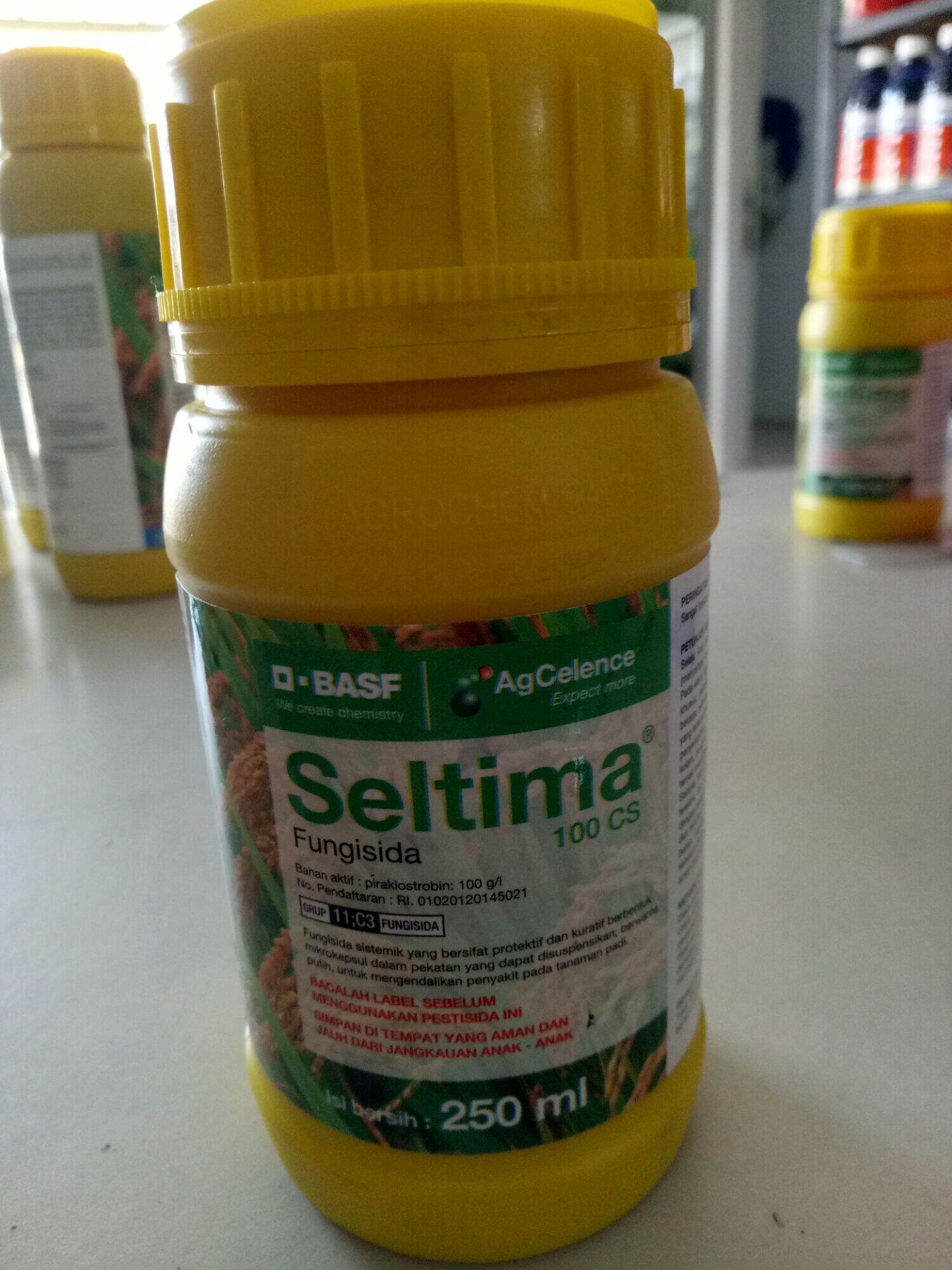 Seltima fungisida sistemik mengendalikan penyakit jamur pada tanaman ...