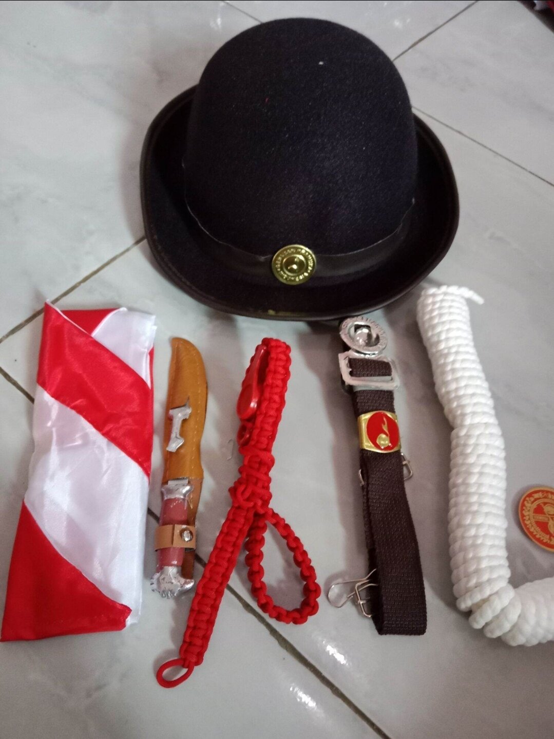 satu set atribut pramuka sd lengkap putra putri | Lazada Indonesia