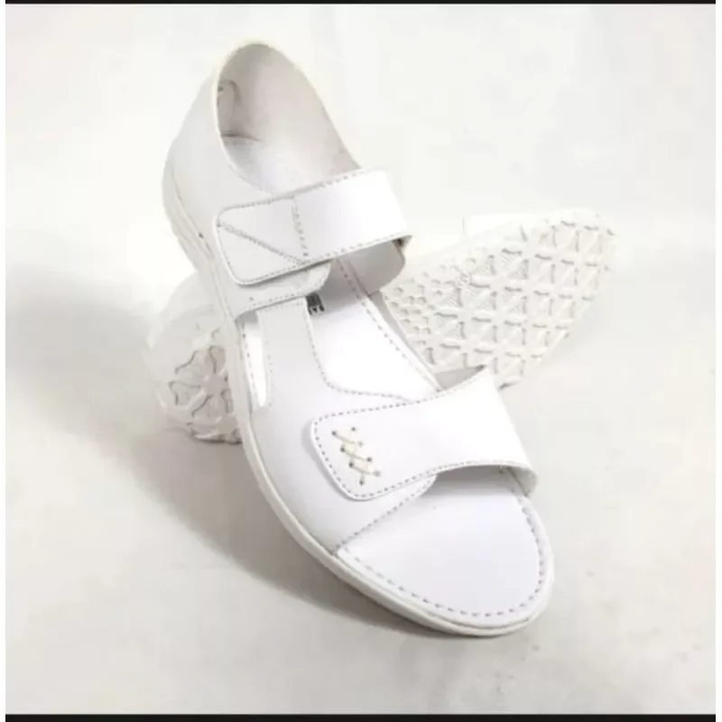 Sepatu Sandal Haji Dan Umroh Simple Perlengkapan Haji Dan Umroh ...