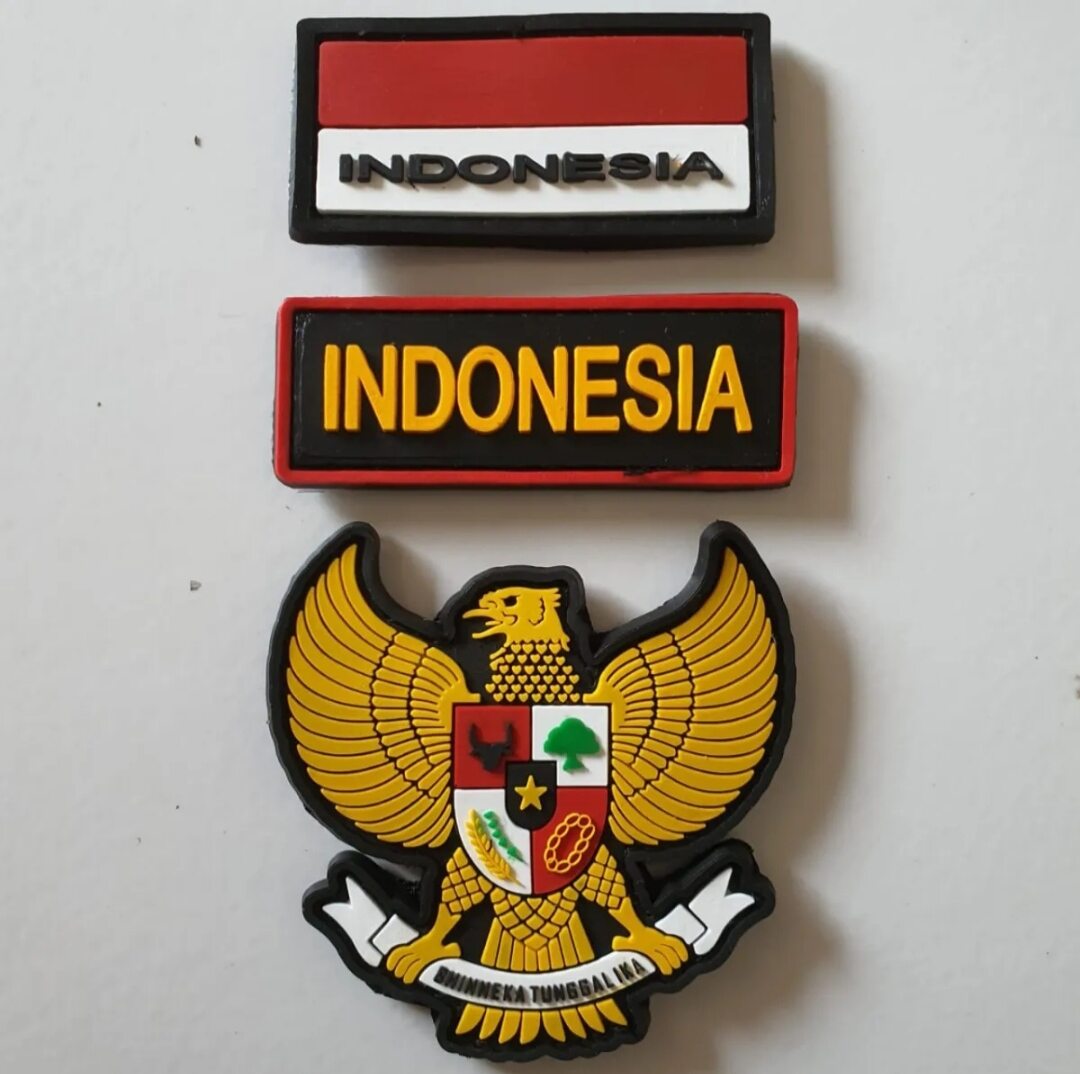 Emblem Logo Rubber Patch Garuda Kuning Sudah Termasuk Bendera Dan ...