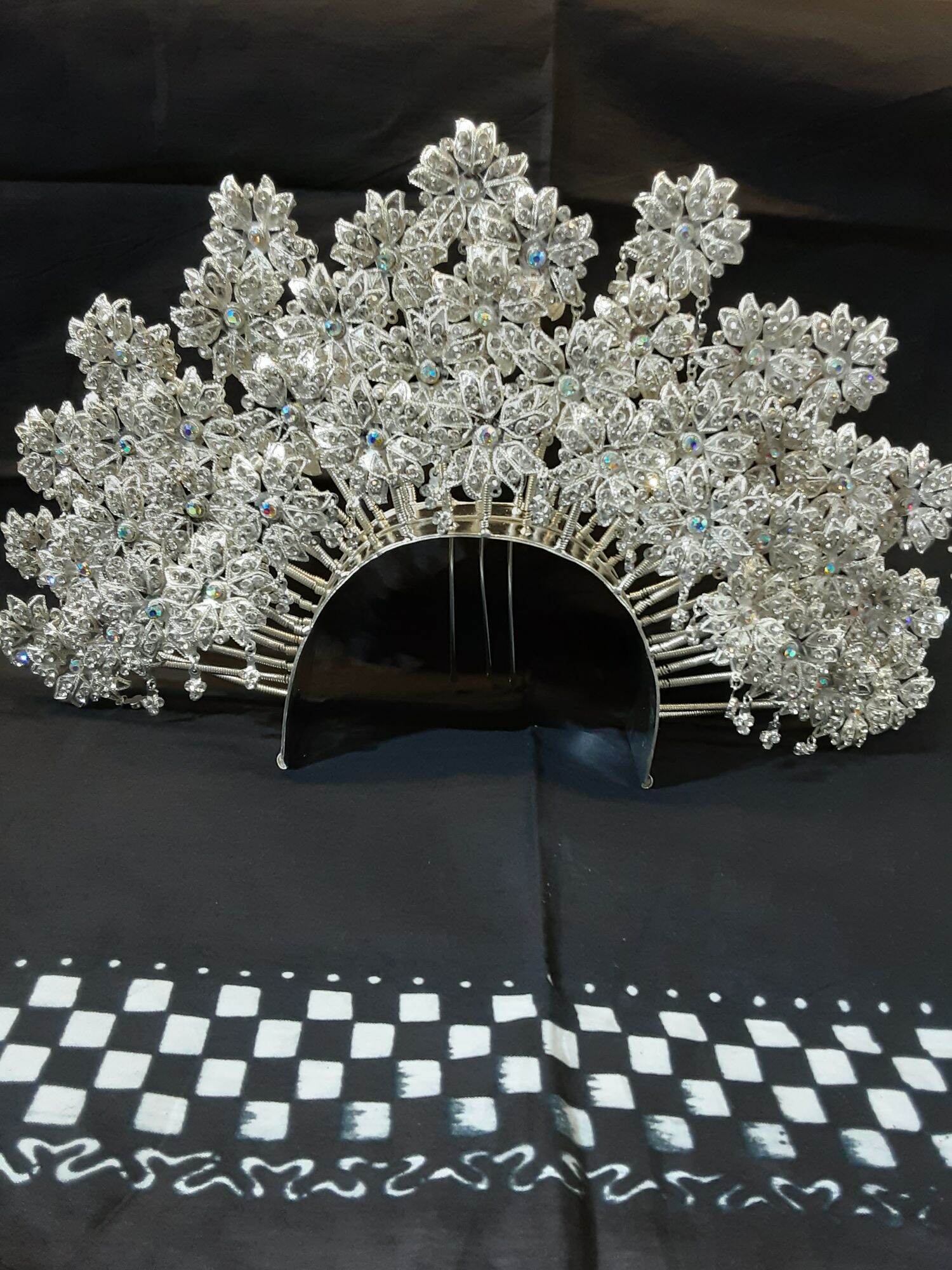 Mahkota Bando ss4 cemara emas dan chiki | Lazada Indonesia