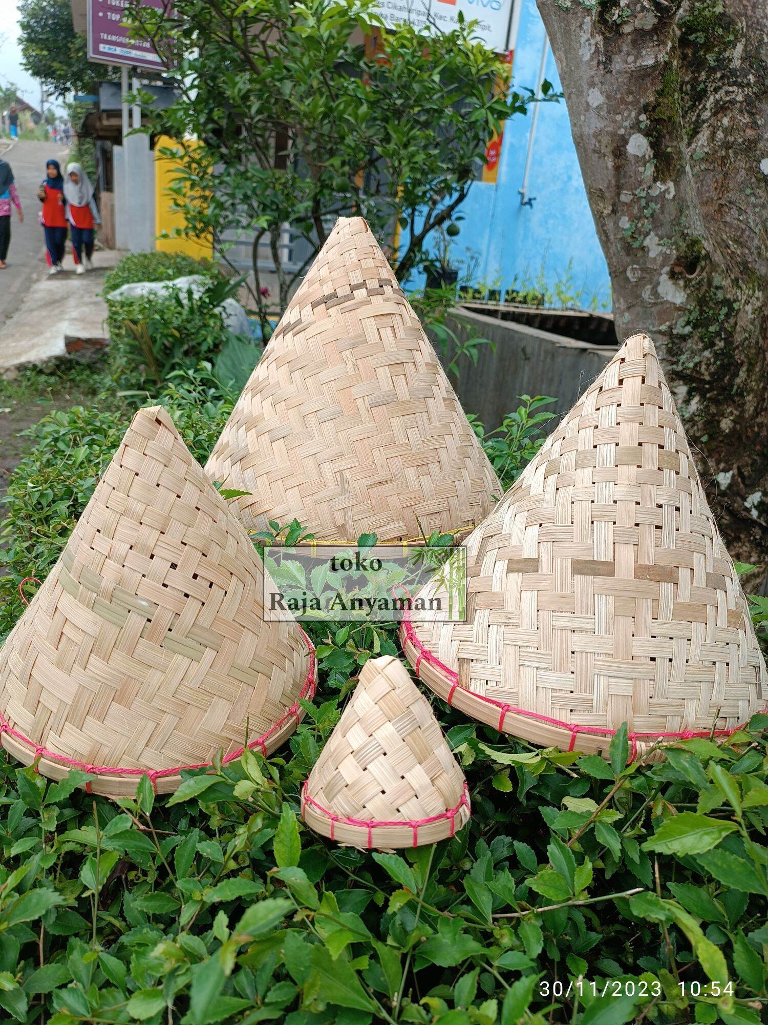 kekusan kerucut kukusan bambu kukusan anyaman bambu | Lazada Indonesia