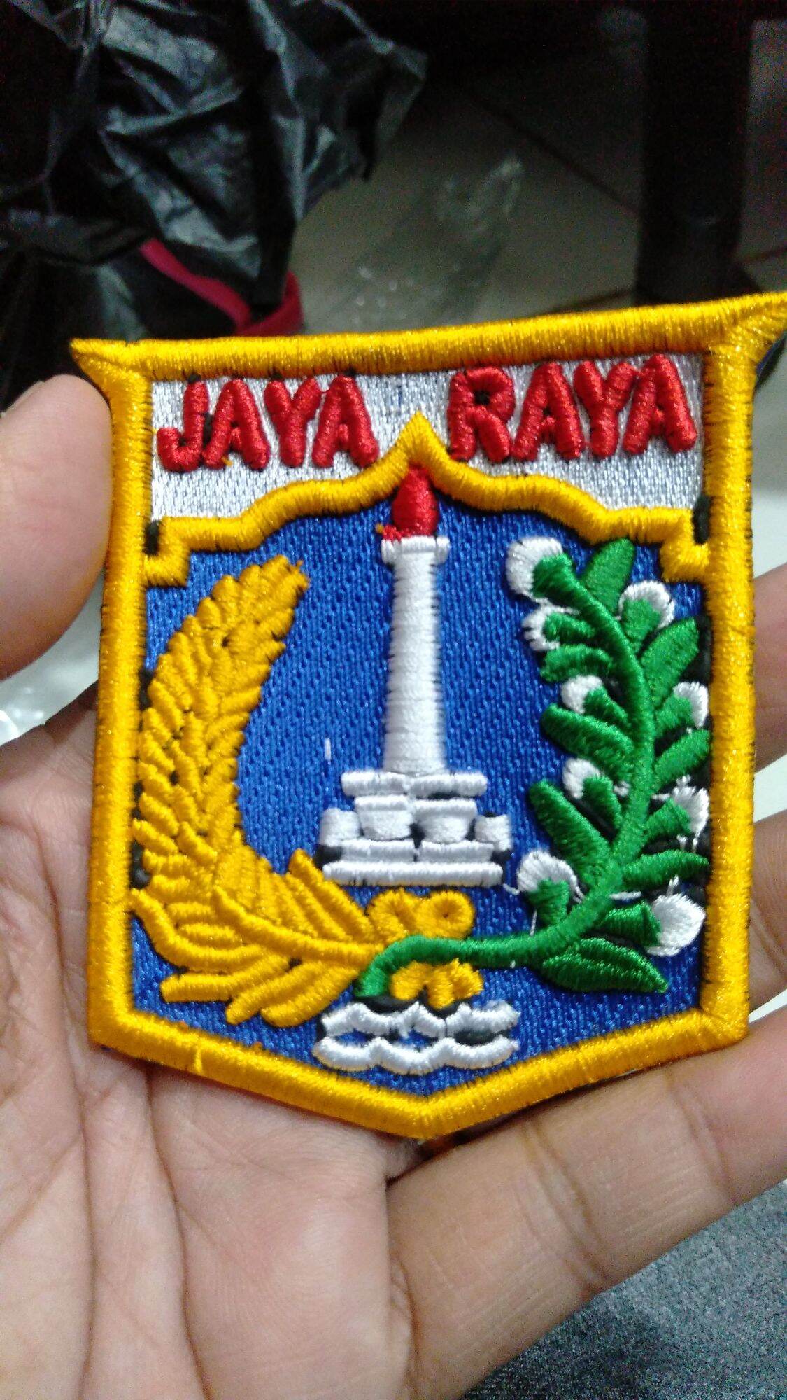 Jaya Raya Logo