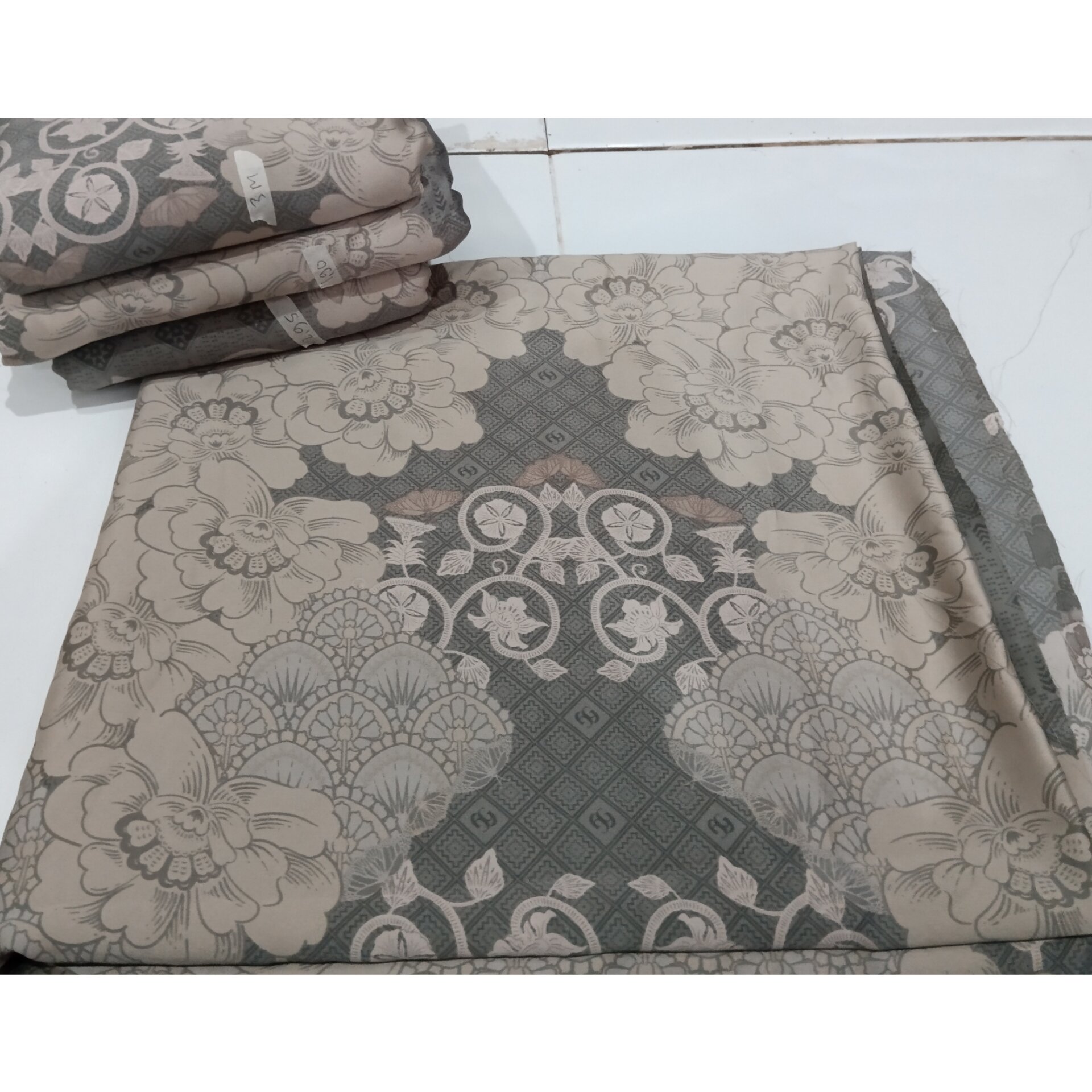 Kain Satin maxmara lux Motif Coksu Murah | Lazada Indonesia