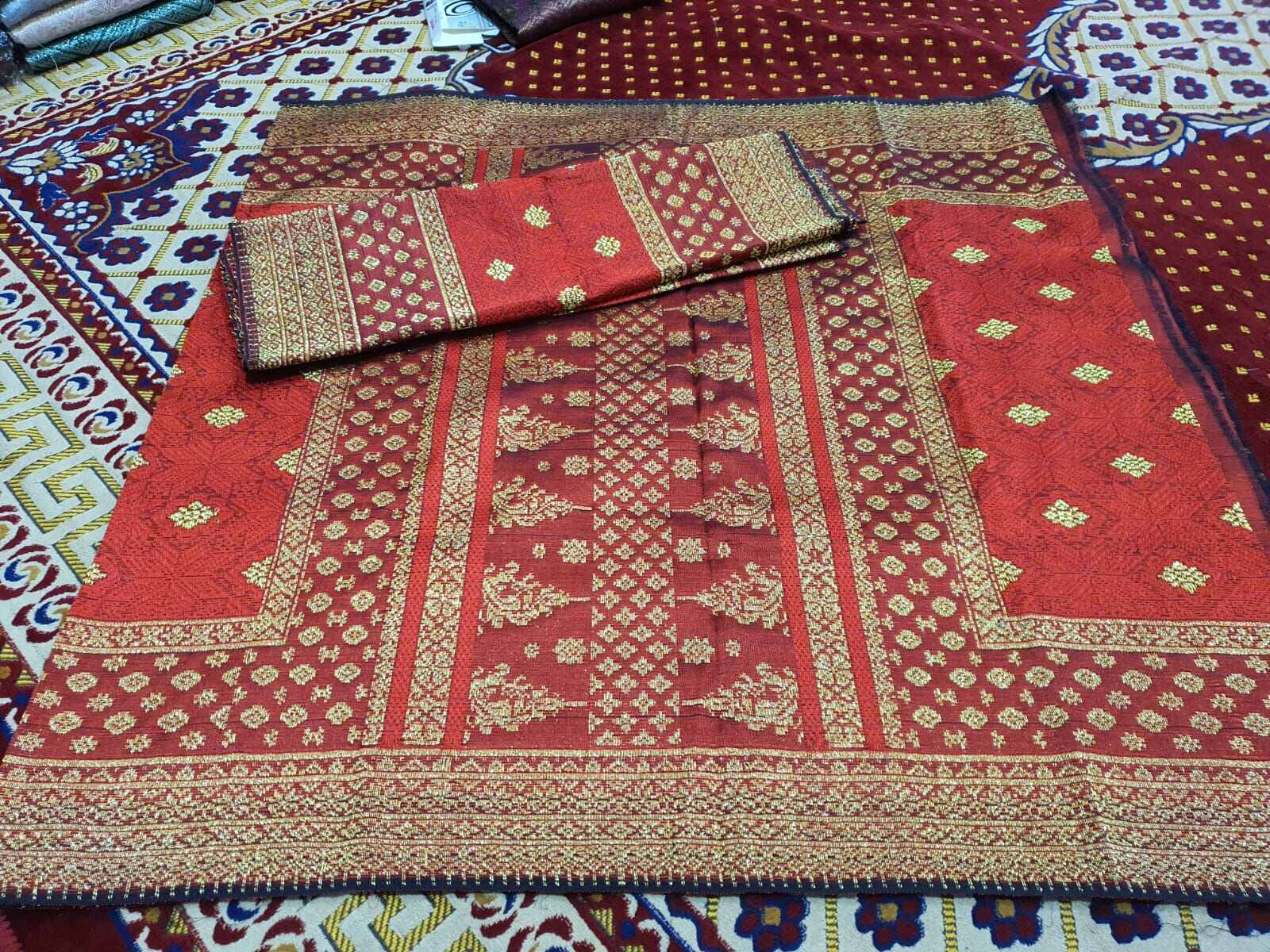 SONGKET PALEMBANG TENUN MERAH BUNGA CINA CANTIK BAHAN BAGUS BUATAN ...
