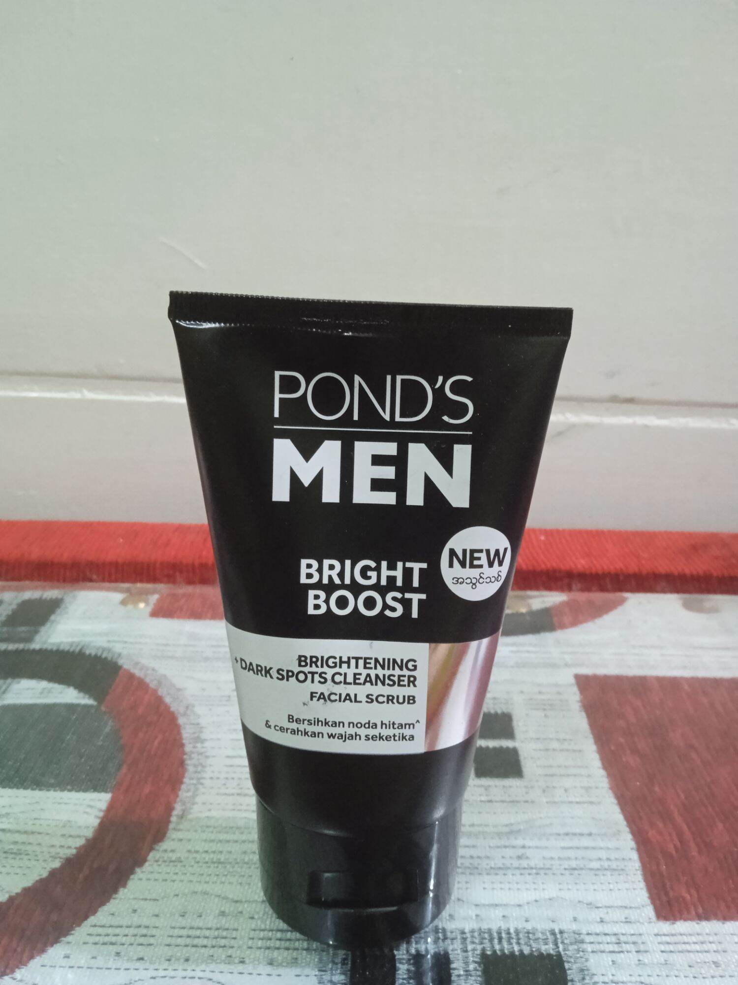 Ponds Men Bright Boost Facial Scrub 100g | Lazada Indonesia