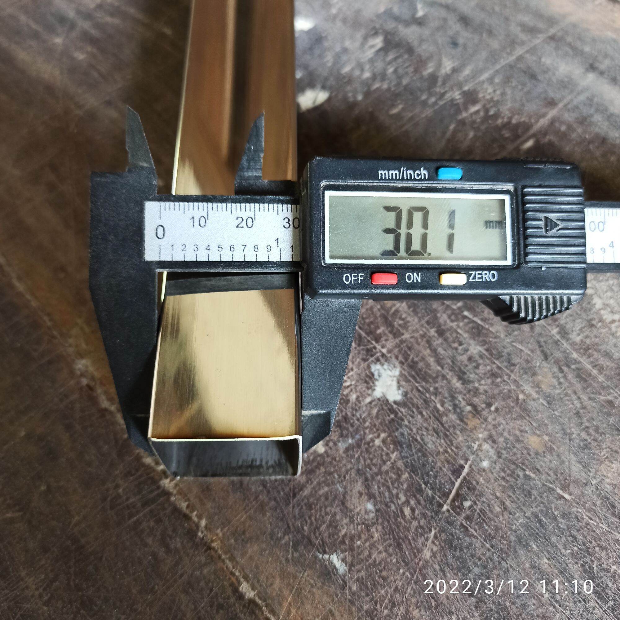 Pipa Kotak Stainless Hollow Stainless Mirror 30 x 30 Panjang 30 cm ...