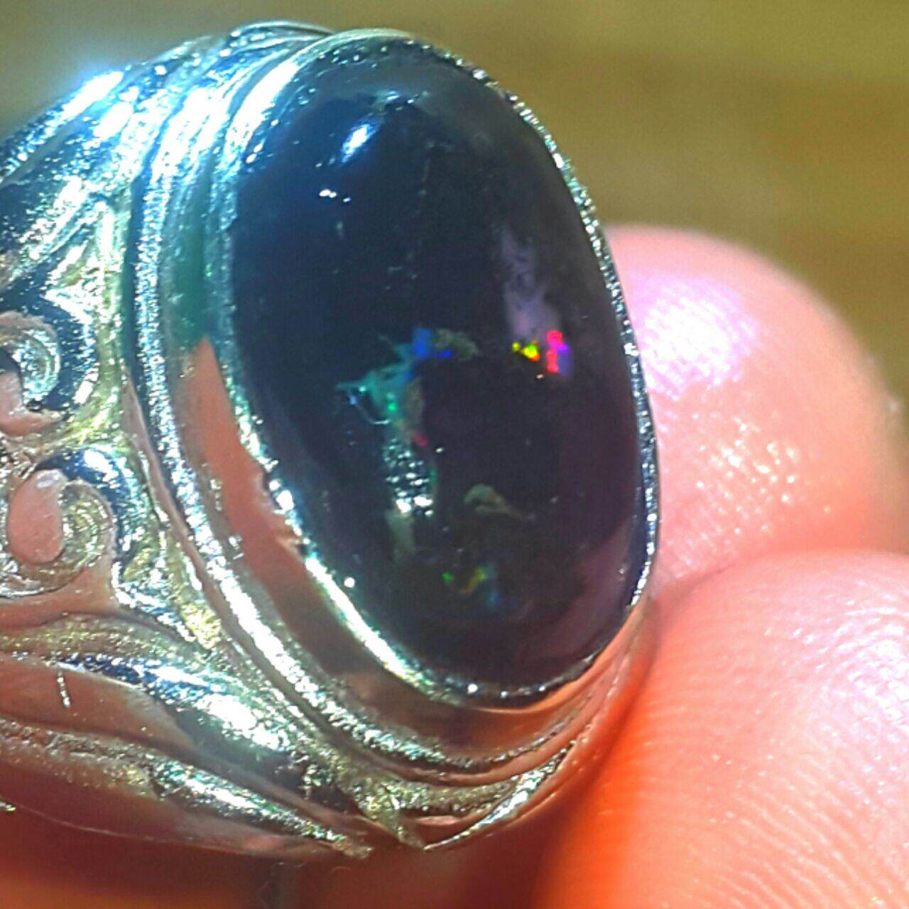 Harga Batu Black Opal Sempur