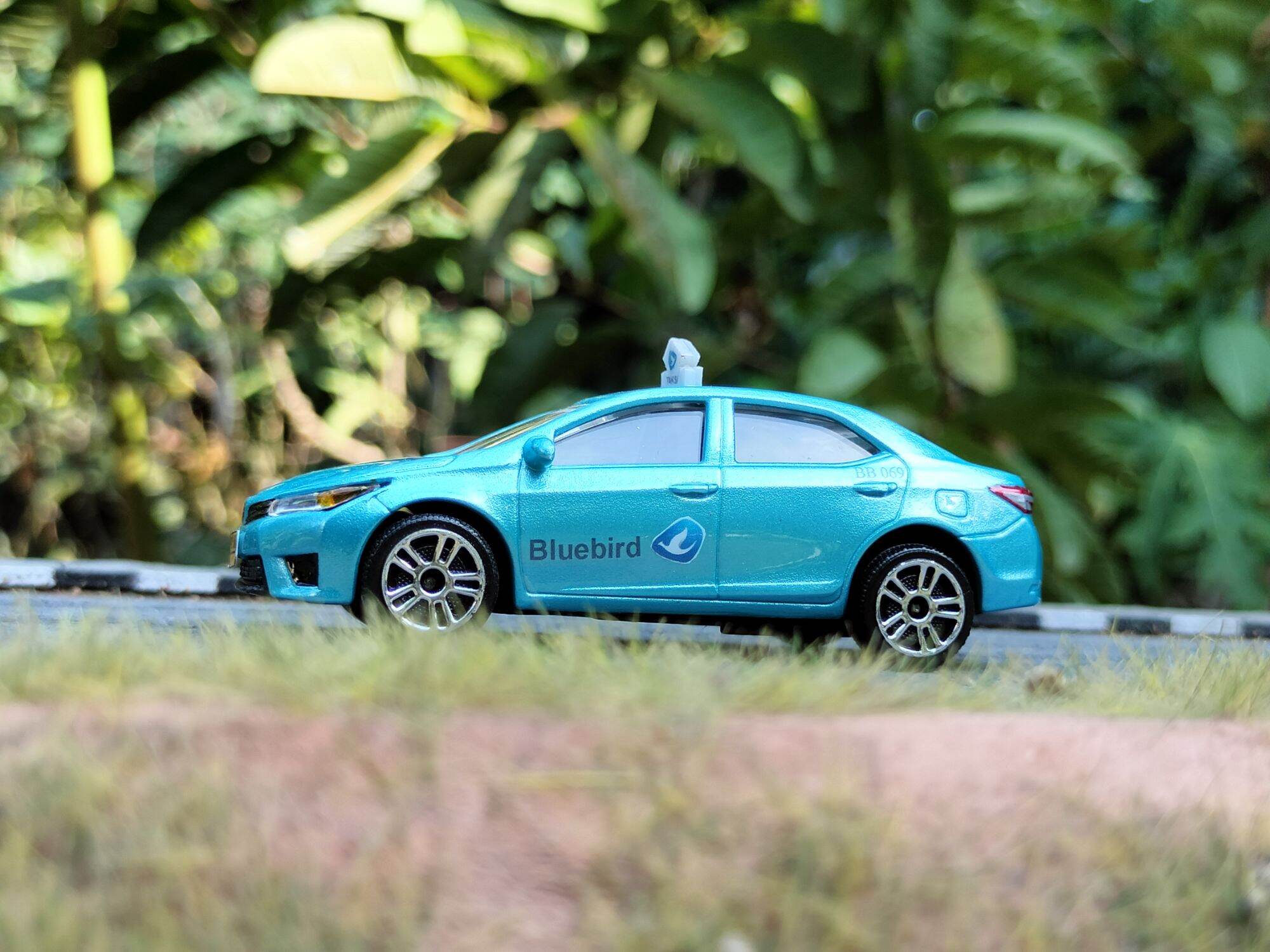 diecast miniatur Toyota Corolla Altis custom taksi blue bird skala 64 ...