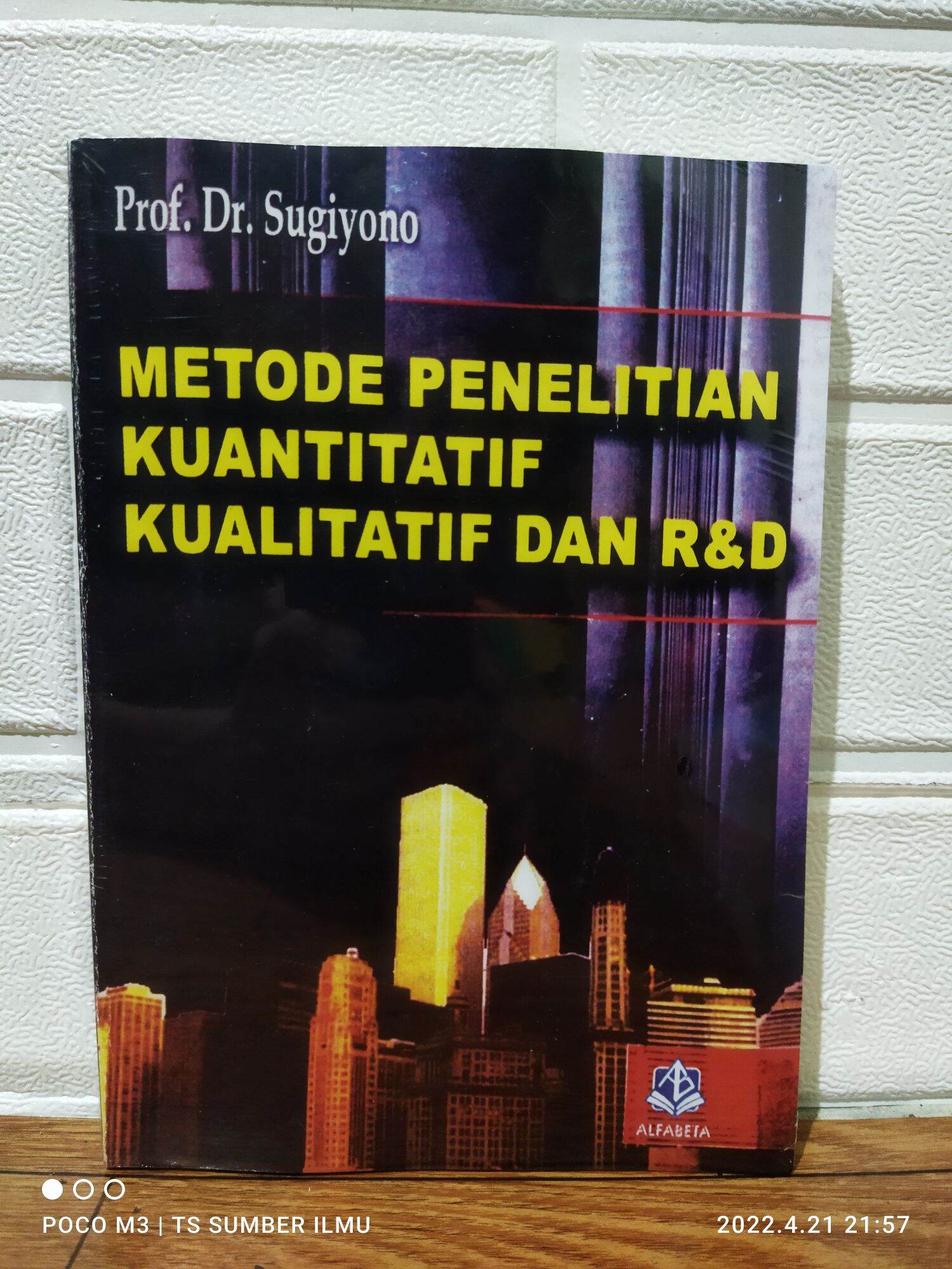 METODE PENELITIAN KUANTITATIF KUALITATIF DAN R&D - SUGIYONO | Lazada ...