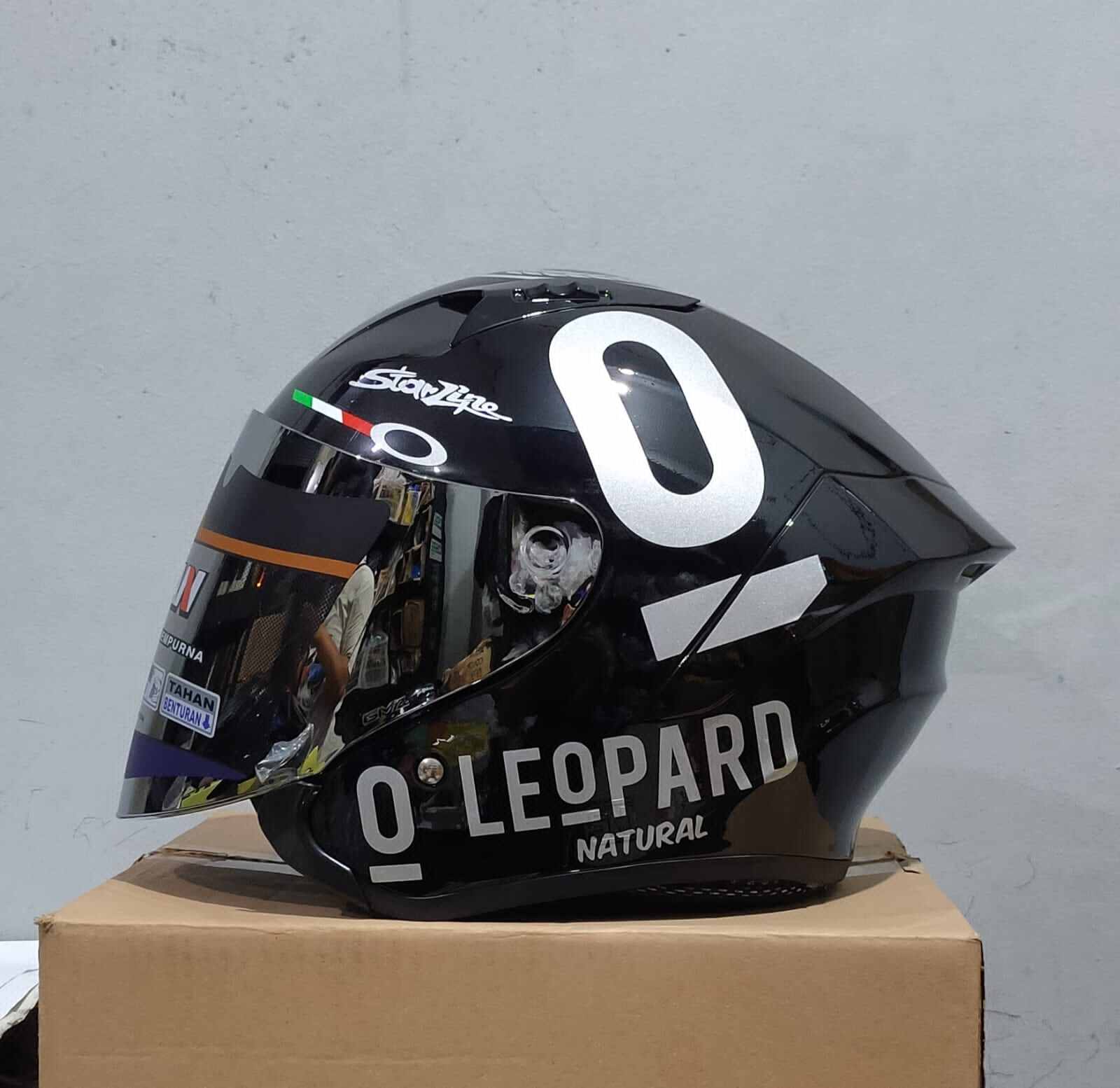 Helm KBR TT Course Motif Carbon Kevlar Putih Single Visor Half Face SNI ...