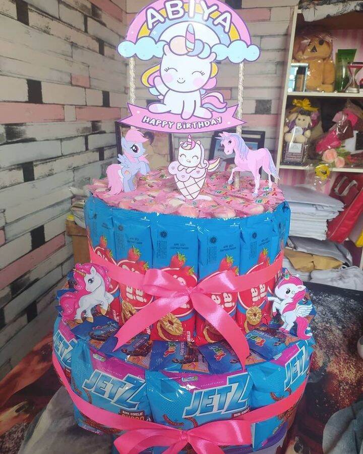 Snack tower ulang tahun/bucket snack birthday/kado khitanan bisa ...