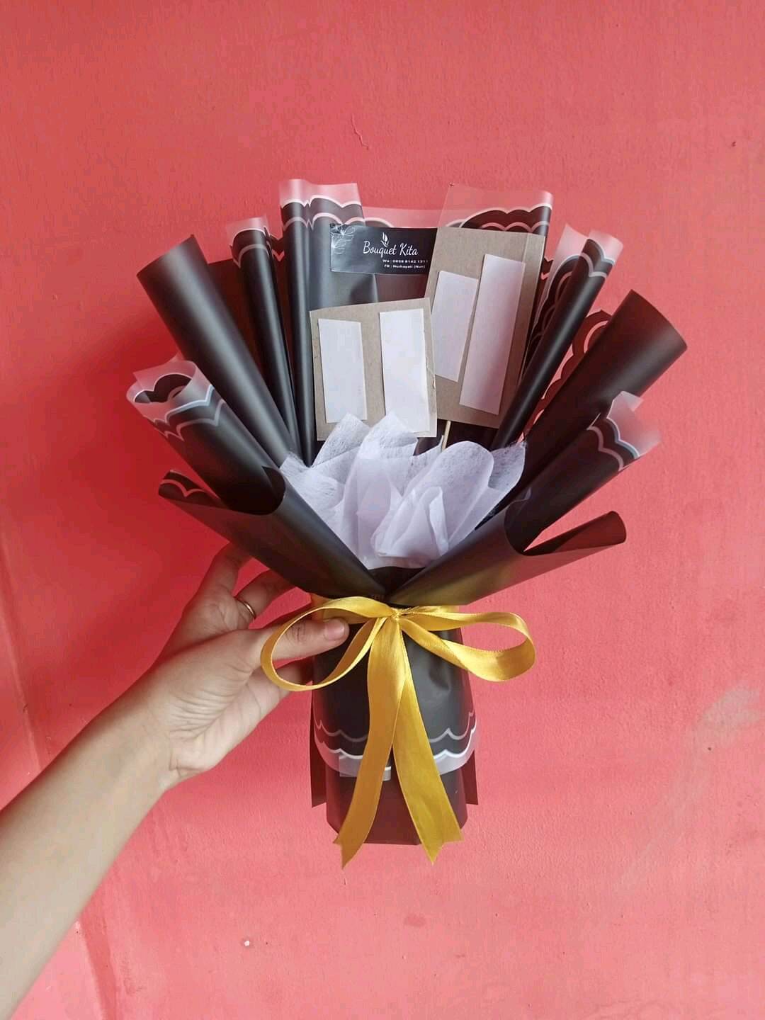 Buket kosongan 2 tempat bisa pakai roko atau past foto atau dll ...