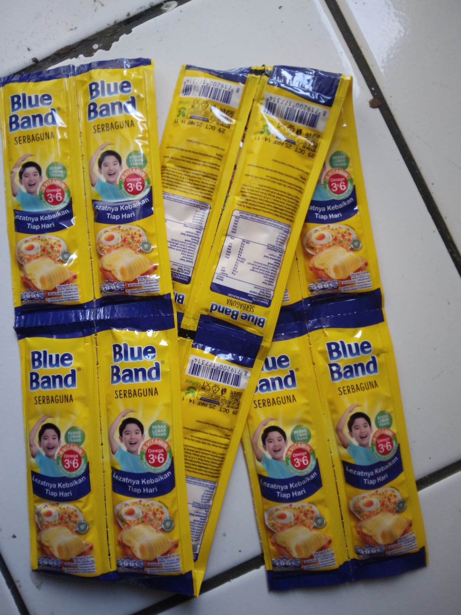 Blue Band Stik Kemasan 1 Renceng isi 12 Sachet | Lazada Indonesia