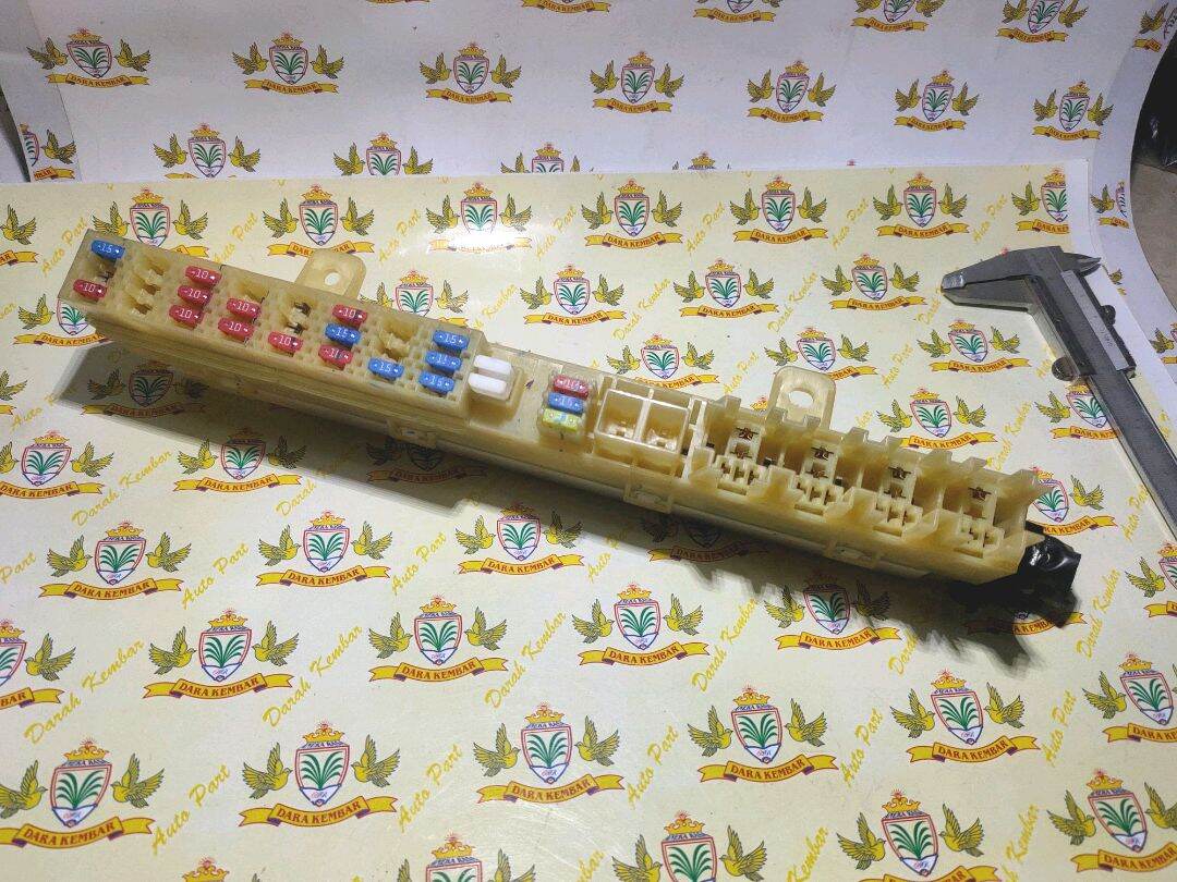 Fuse Box Sekring Isuzu Elf New NHR NKR Turbo Original 1843 YA1 | Lazada ...