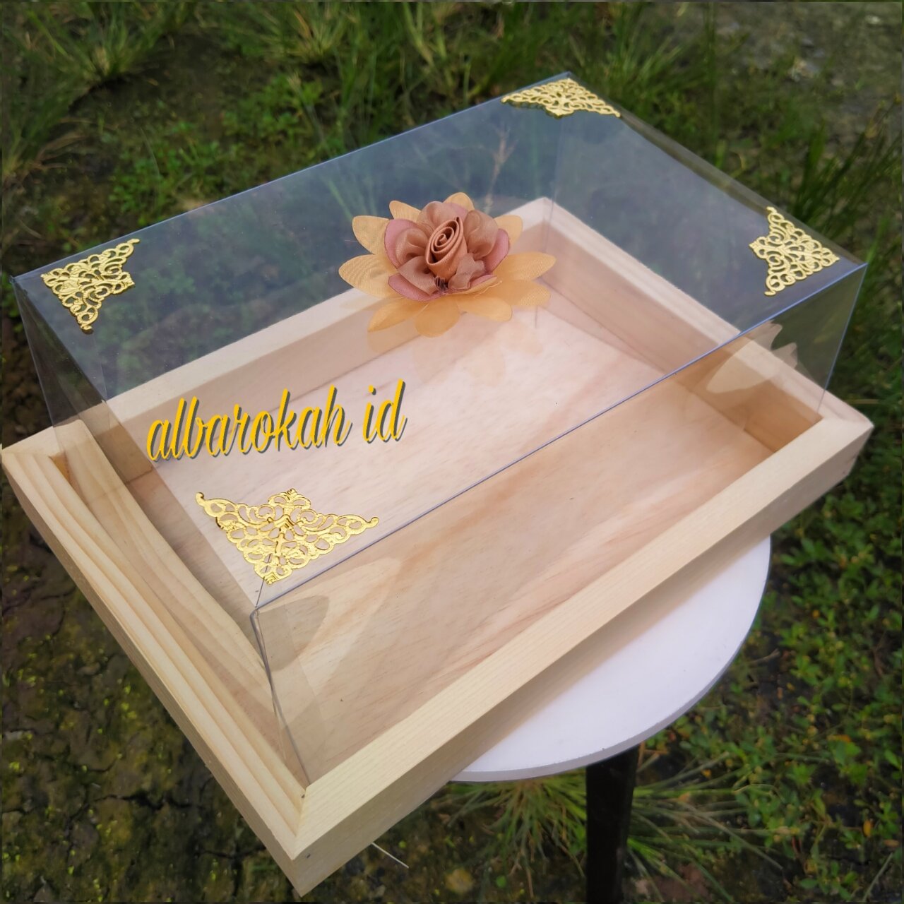 KOTAK PARCEL BOX MIKA RUSTIK FRAME JATI BELANDA// KOTAK SESERAHAN NIKAH ...