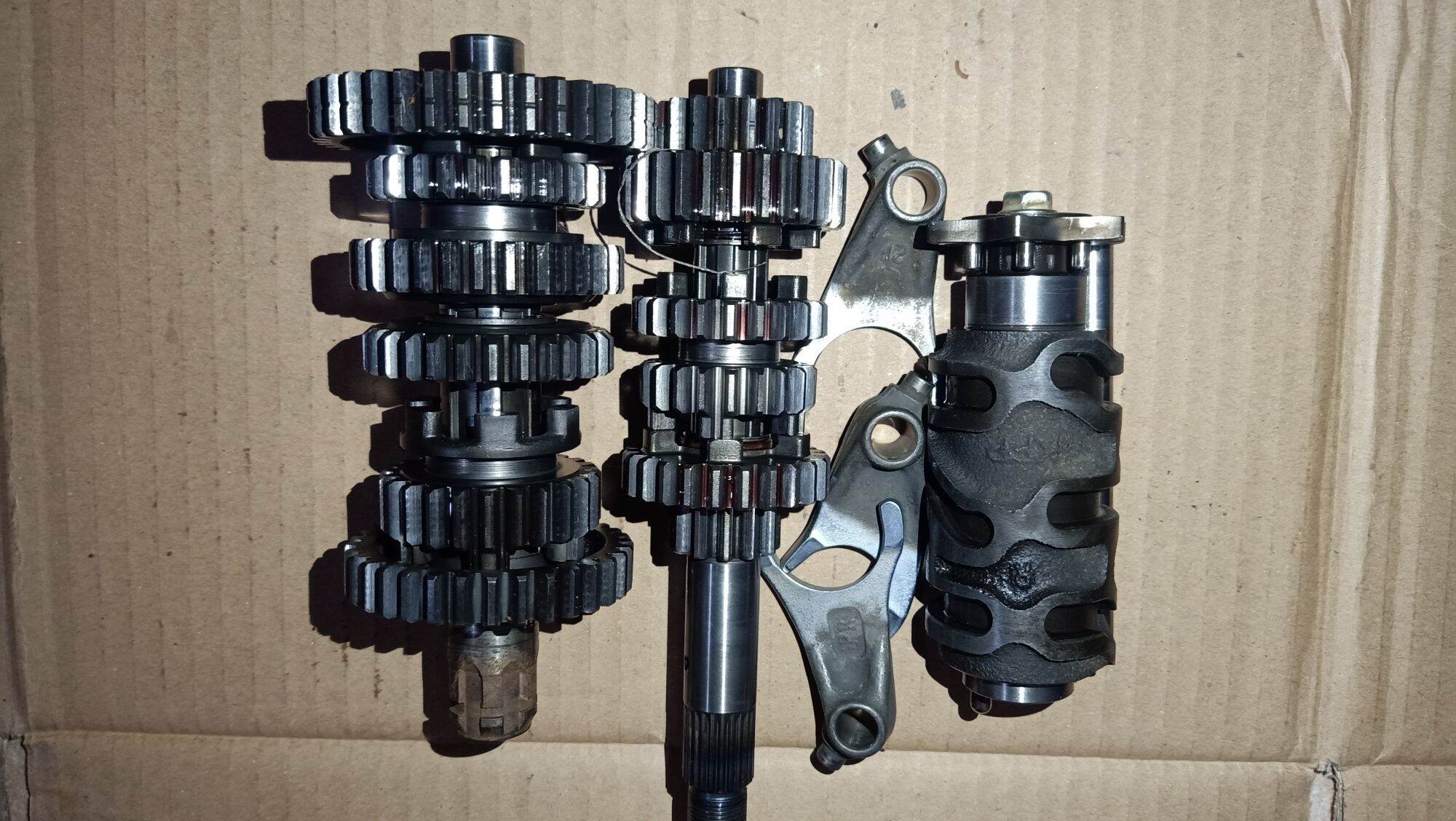 gigi rasio gigi susun gearbox rasio gigi transmisi cbr 150 CBU thailand ...