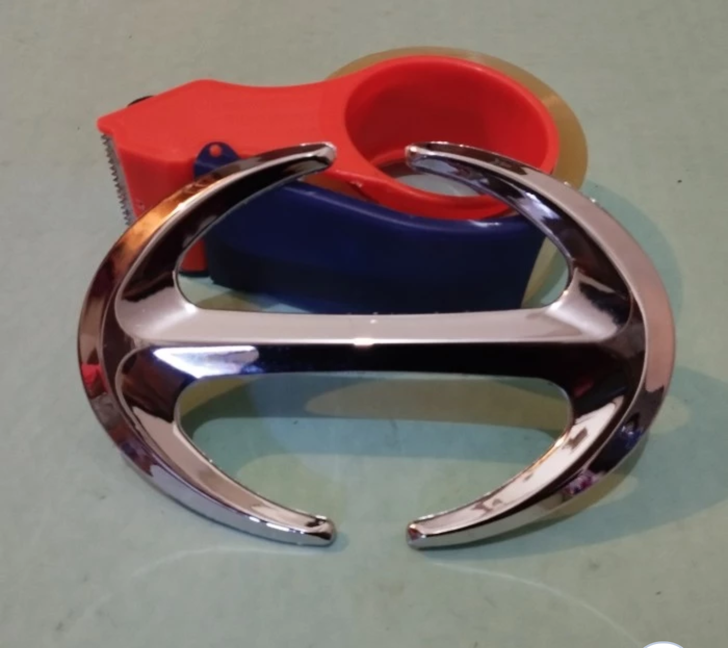 EMBLEM LOGO HINO DUTRO | Lazada Indonesia