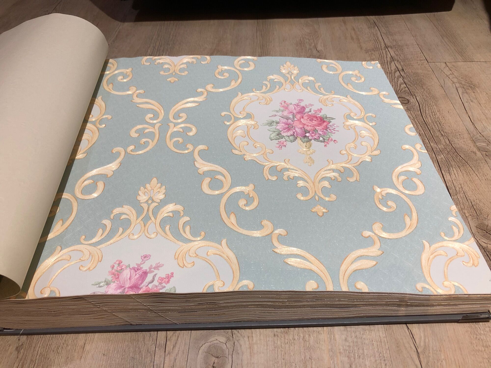 Wallpaper Dinding Bunga Tosca Klasik Elegan | Lazada Indonesia