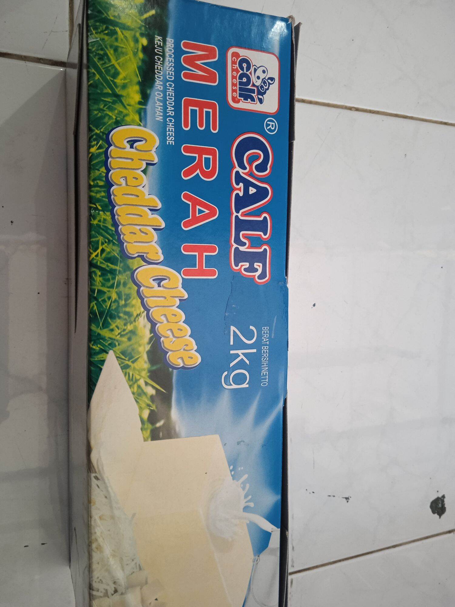 Keju Calf Merah 2kg Cheddar | Lazada Indonesia