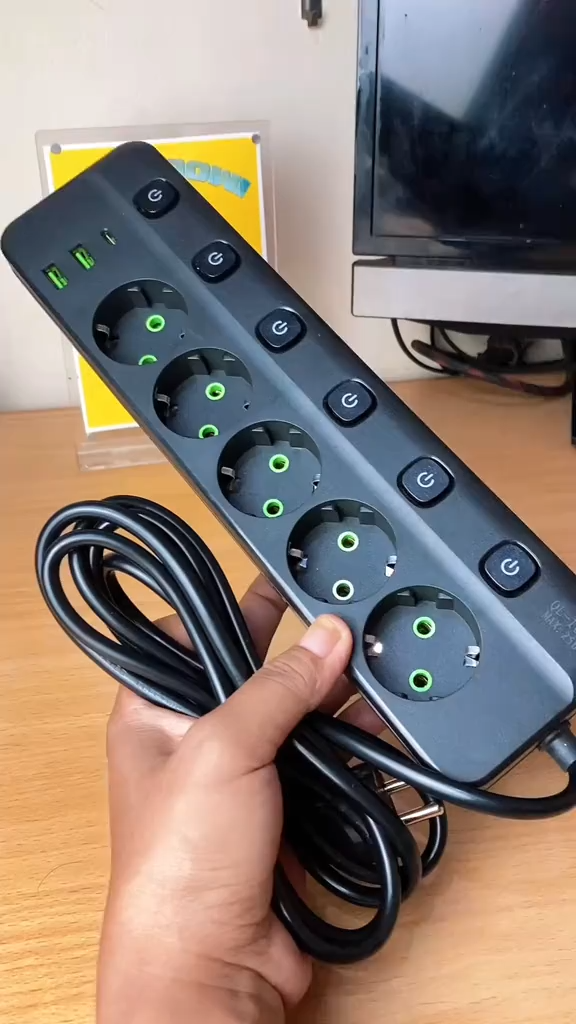 PUJIMAX Stop Kontak Colokan Power Strip Colokan Listrik USB 250V 3250W ...