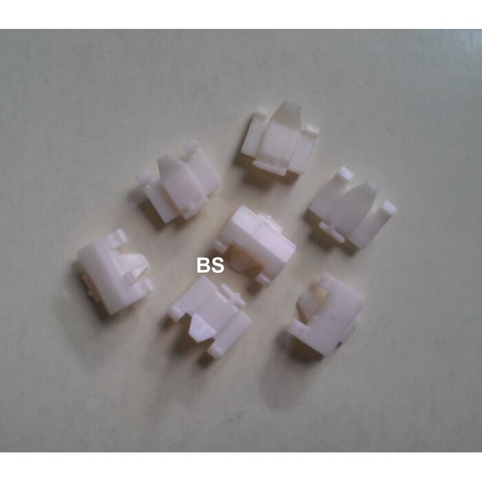 Klip Pelipit / Spi Plipit Kaca Jendela Mobil Plastik kijang carry ...