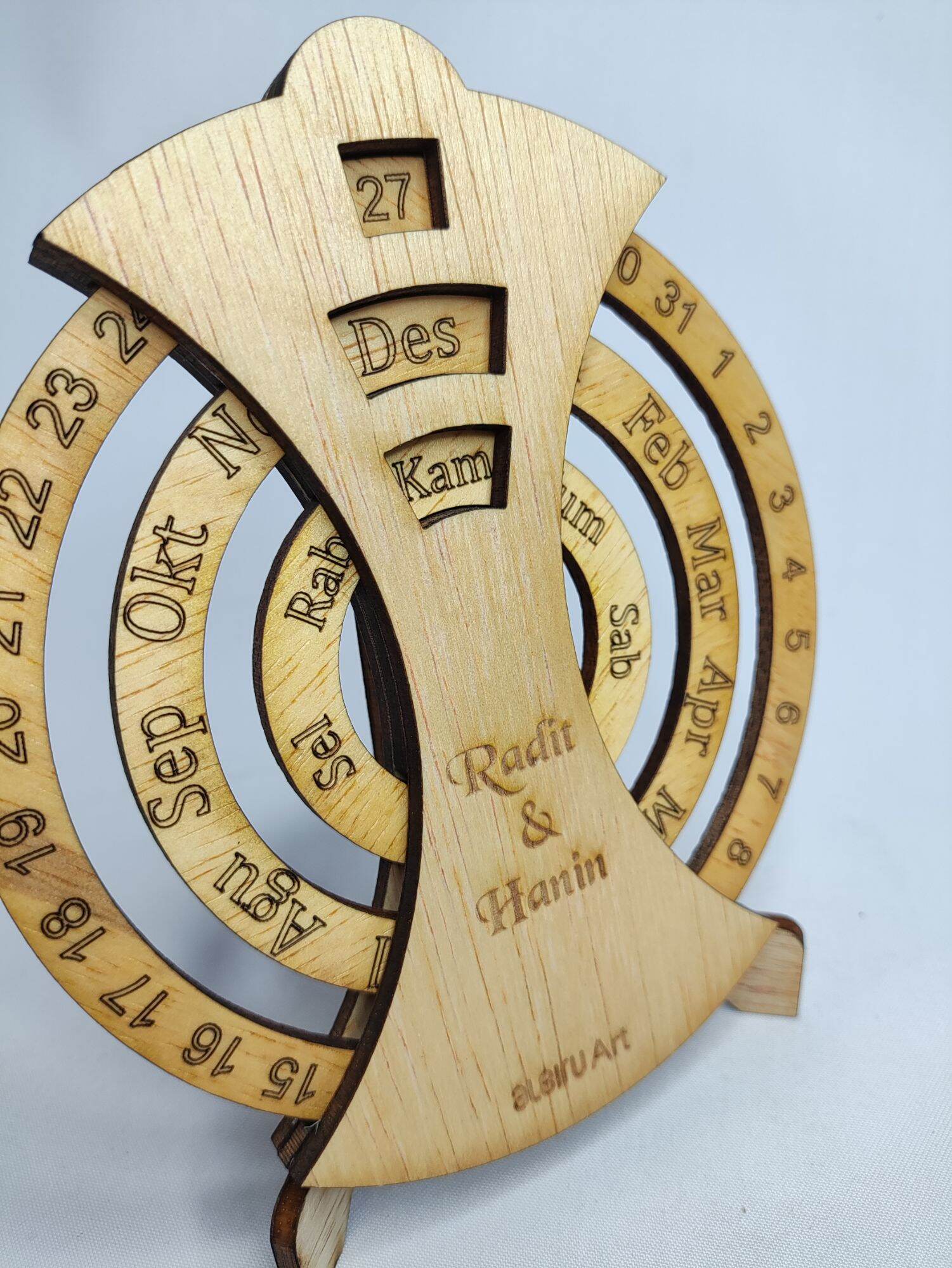 kalender abadi sepanjang masa souvenir pernikahan kado model bulat ...