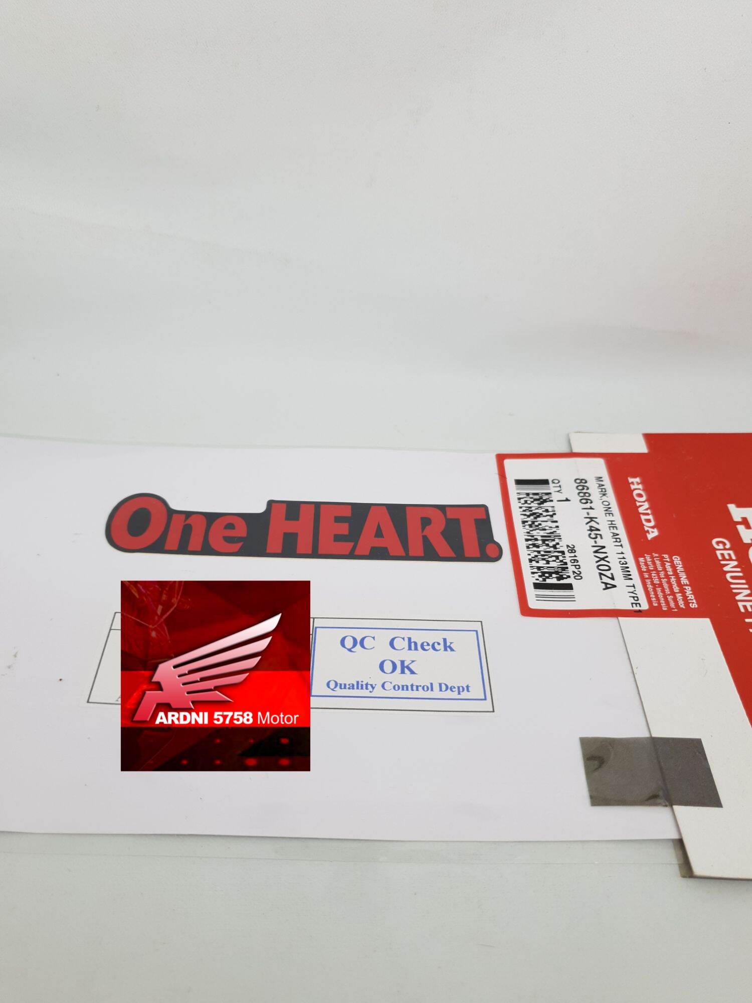 MARK STICKER STIKER LABEL LOGO TULISAN ONE HEART 113MM HITAM MERAH ORIGINAL HONDA | Lazada Indonesia
