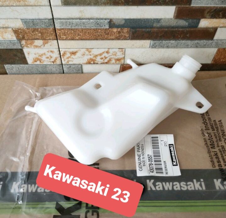Tabung botol tempat wadah cadangan radiator ninja 150 rr new orginal ...