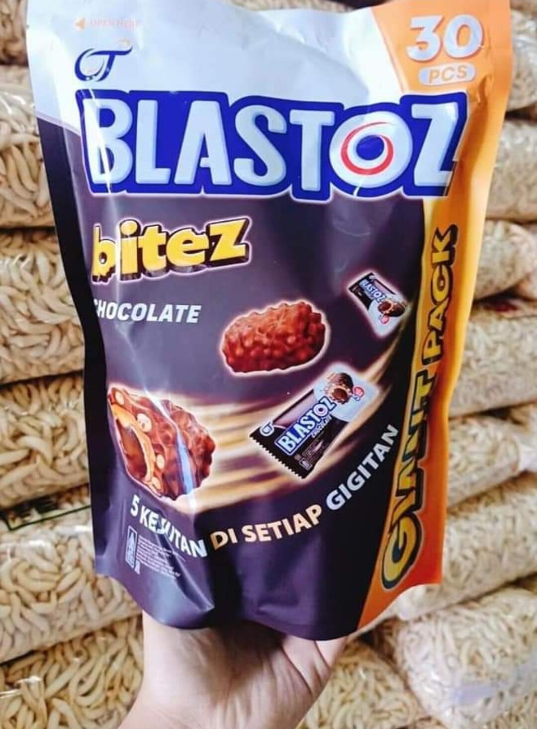 1 BAG ISI 30 PCS CHOCOLATE BLASTOZ SHARE IT | Lazada Indonesia