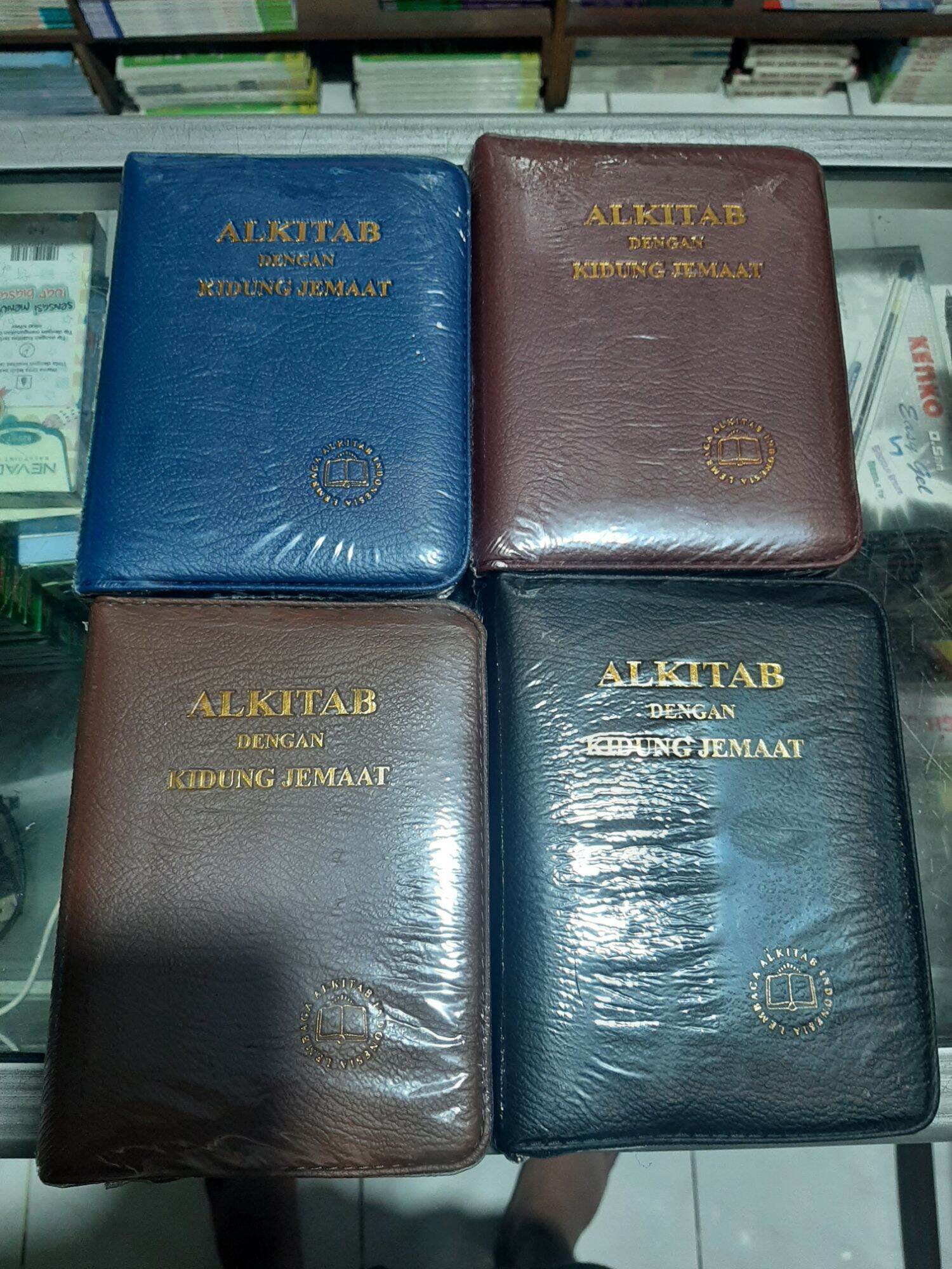 Alkitab Kecil Kidung Jemaat Resleting ( Alkitab 034 TI KJ) | Lazada ...