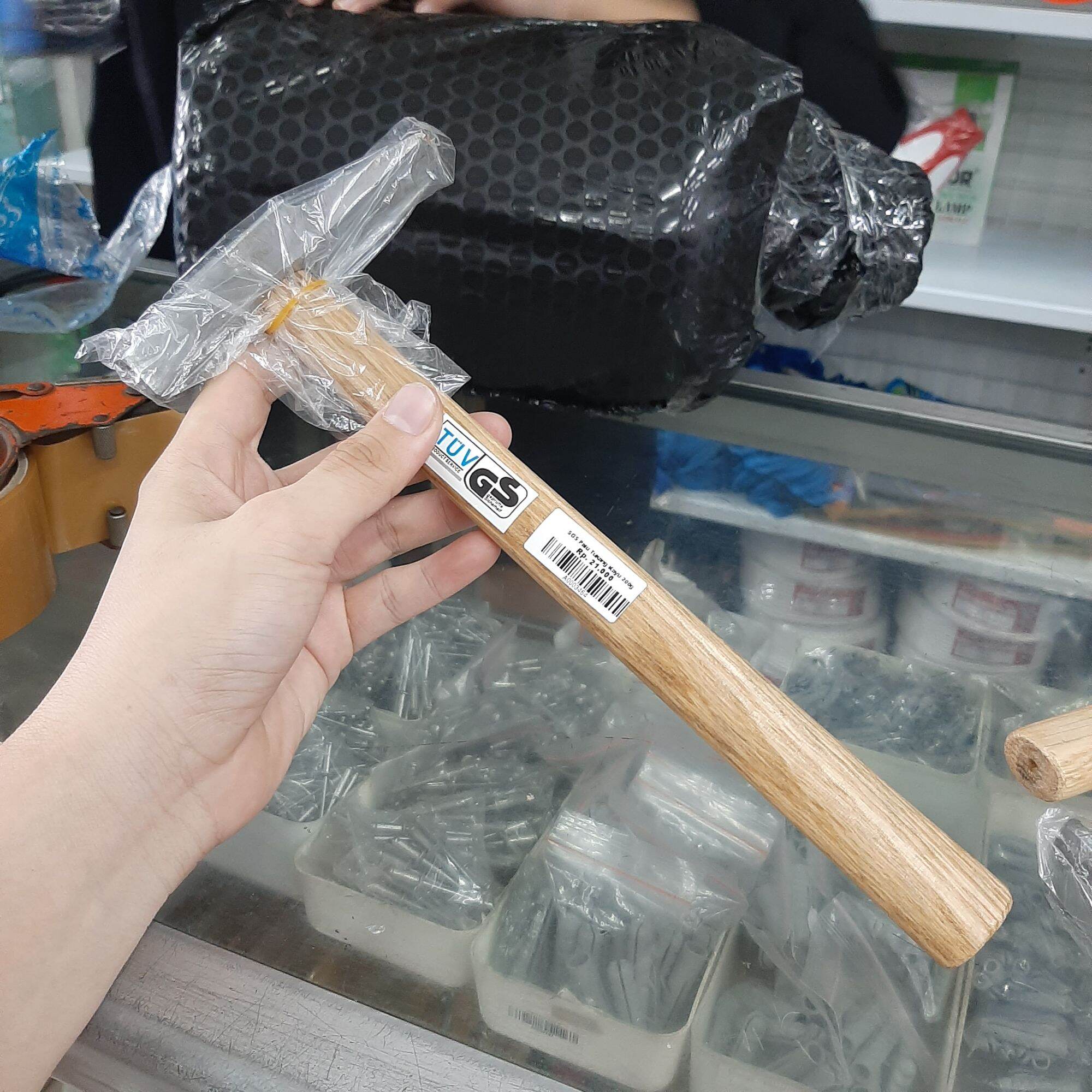 SGS Palu Tukang Besi 100gr Gagang Kayu | Lazada Indonesia