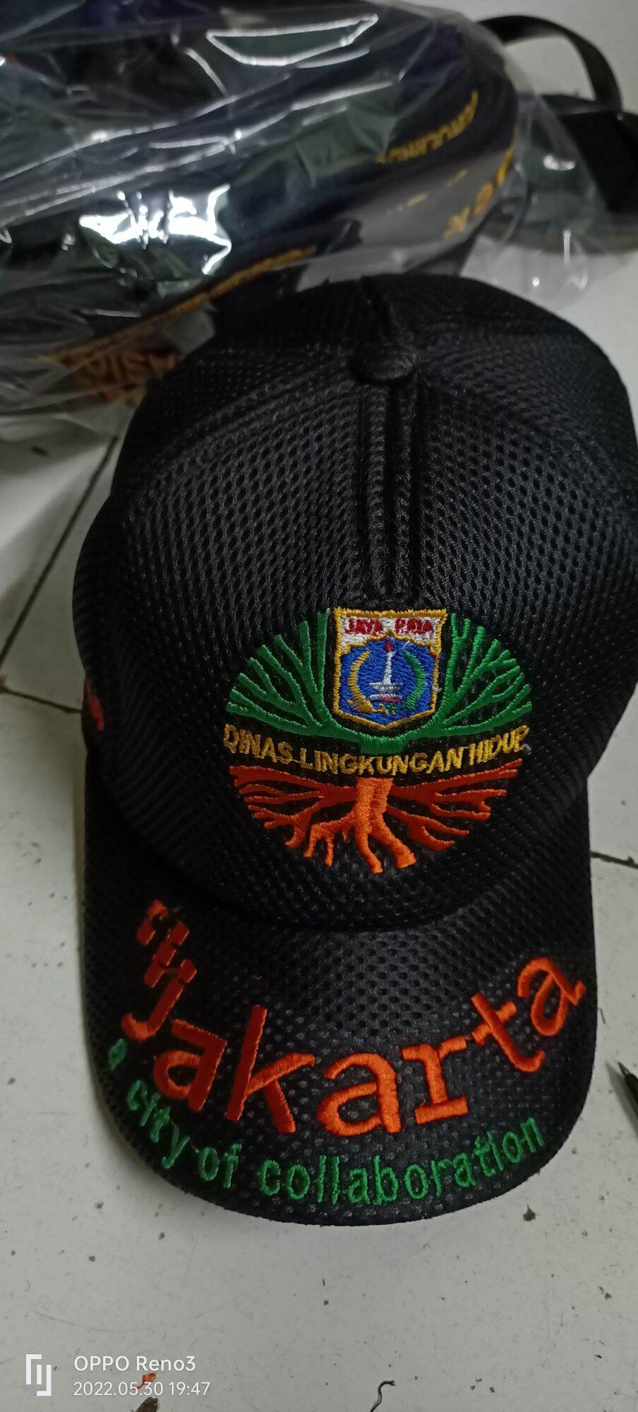 topi logo dinas lingkungan hidup jakarta collaborasi | Lazada Indonesia