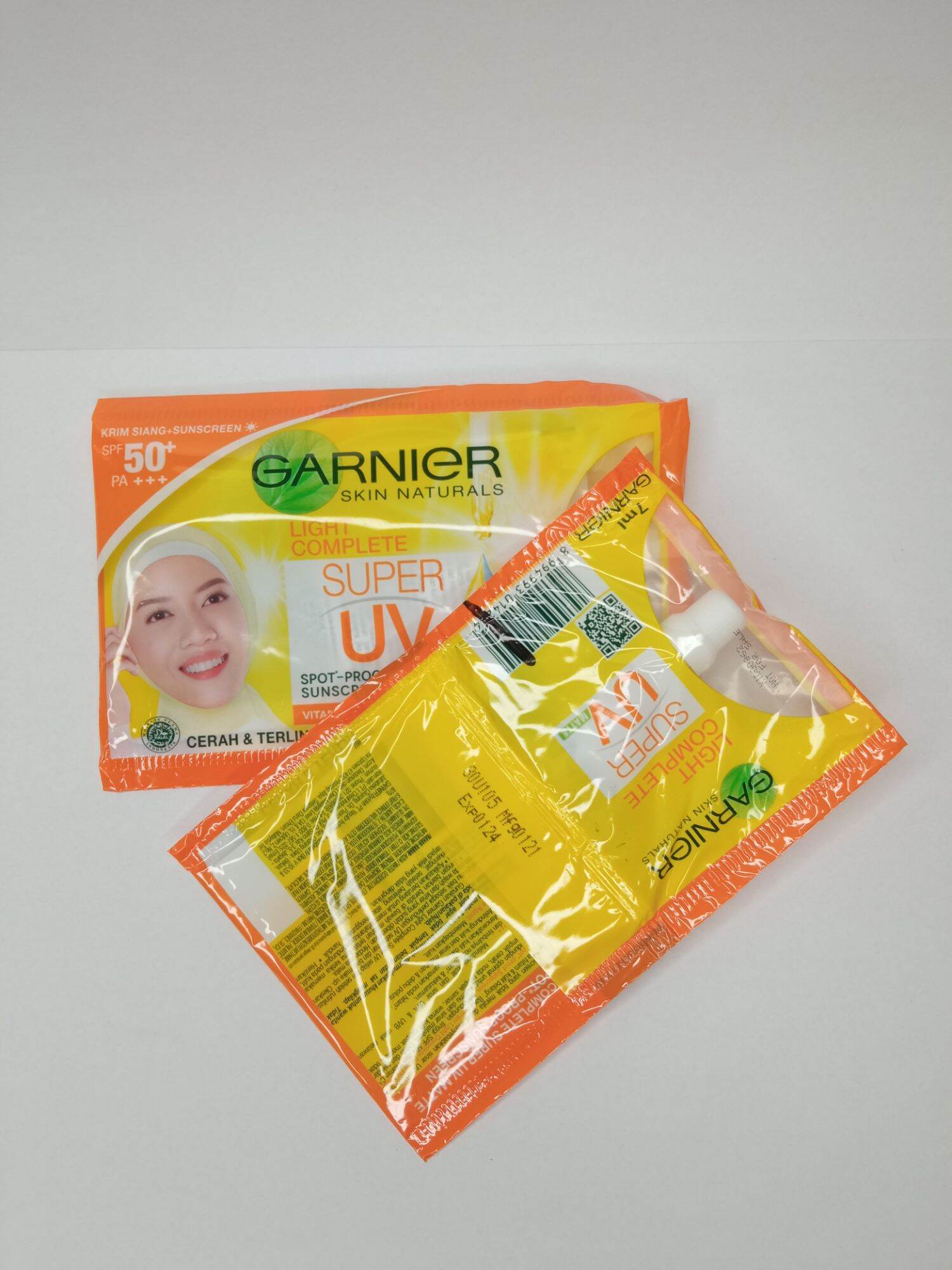 Garnier Light Complete Super Uv Matte SPF 50++ PA+++ Spot Proof ...