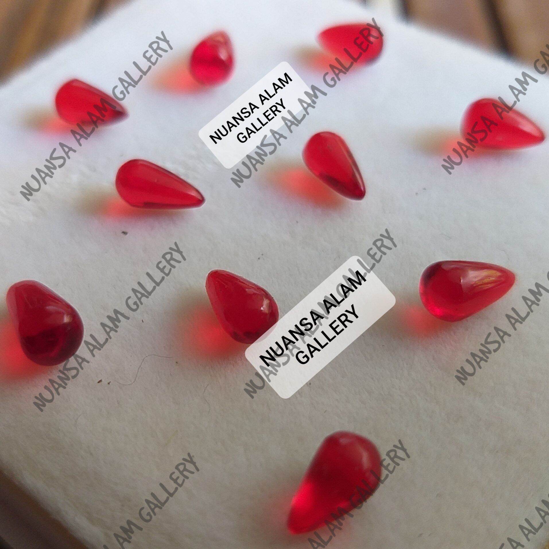 Batu Legenda Merah Delima MD Bahan Batu Siam Bentuk Bentuk Tetes Air ...