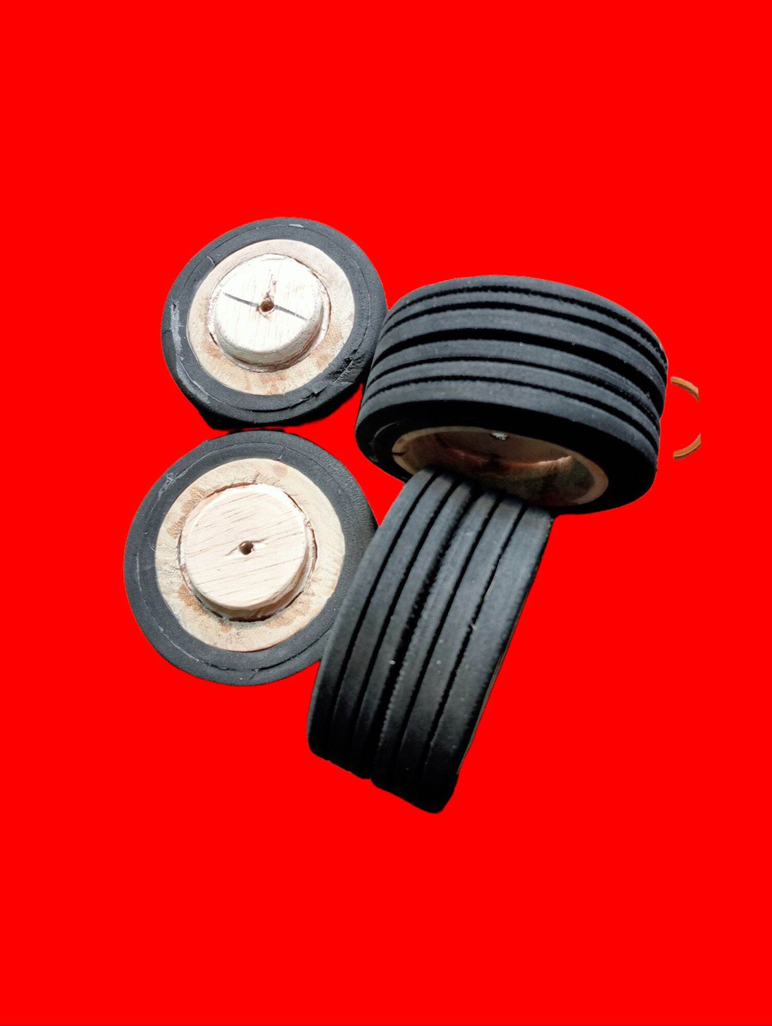 roda mainan miniatur truk oleng satu set diameter 7,3 cm | Lazada Indonesia