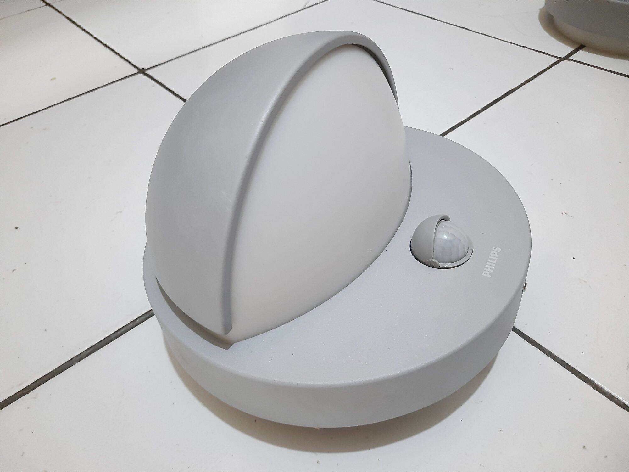 Lampu Hias Outdoor / Lampu Tempel Philips | Lazada Indonesia