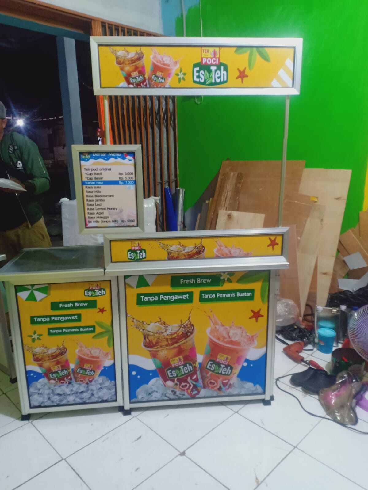 booth portabel meja lipat/meja sambung free pintu dan papan menu ...