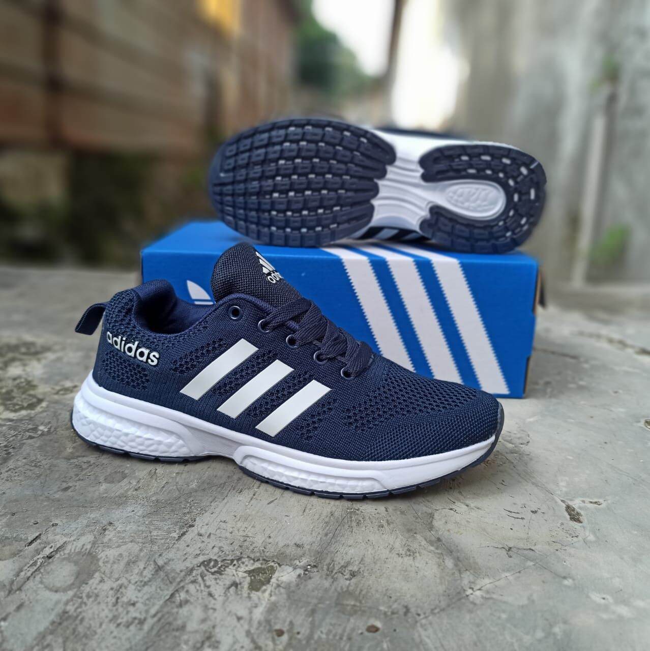 sepatu running pria full black sepatu lari hitam import Vietnam ...