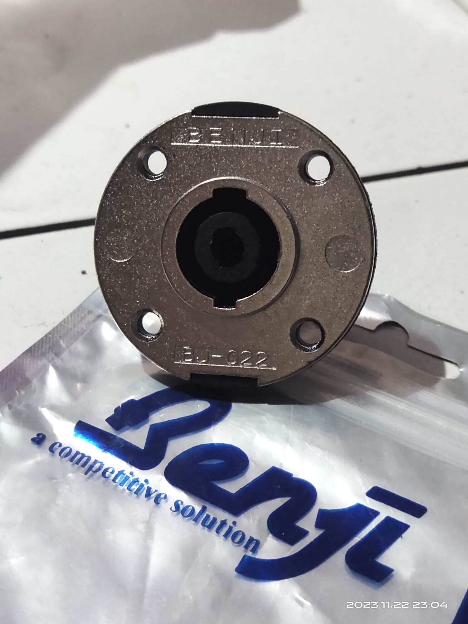 socket spikon bulat plat besi merk benji high quality | Lazada Indonesia