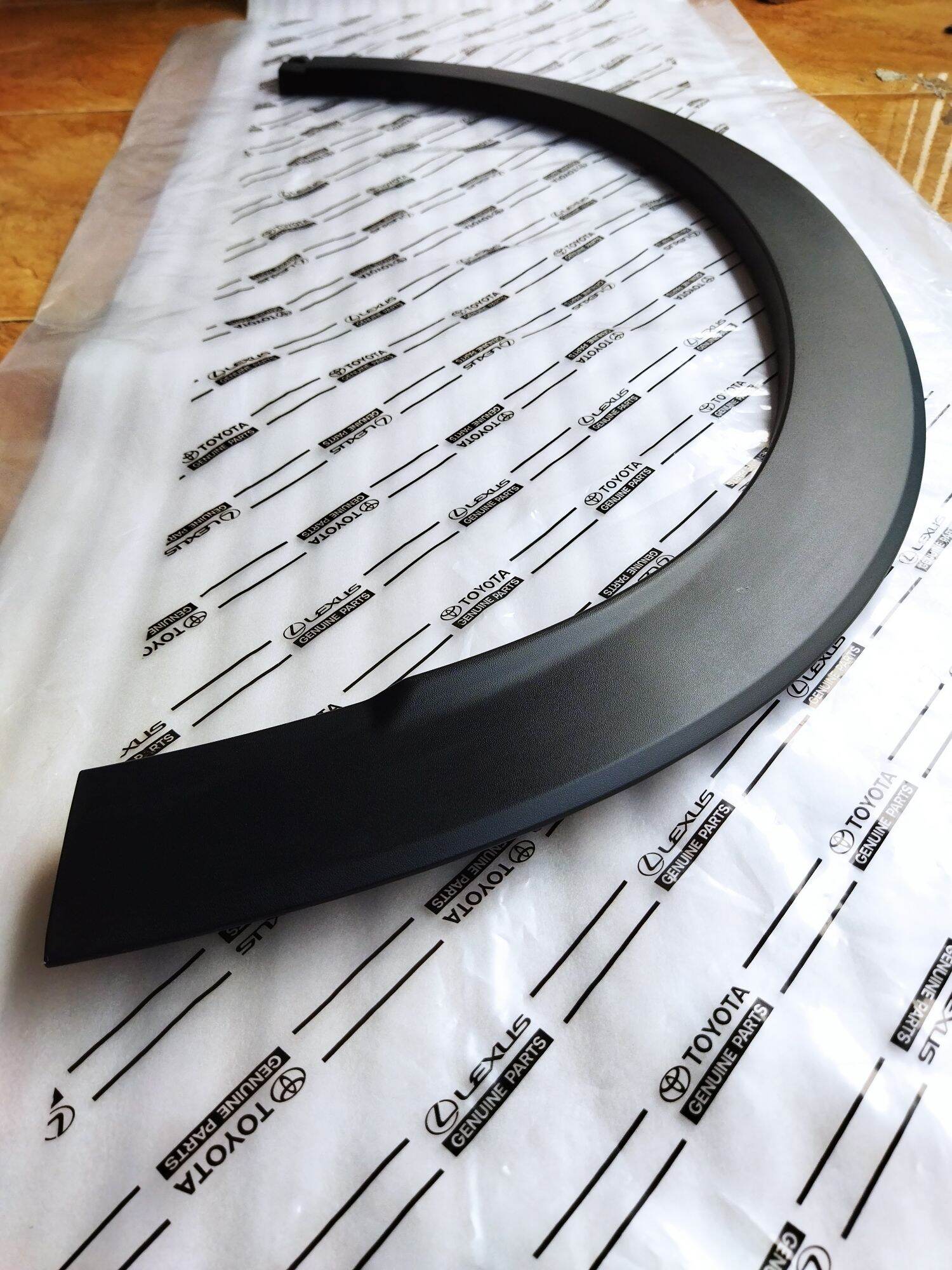 Over Fender Moulding Fender Rush Terios 2018 - 2022 Bagian Belakang ...