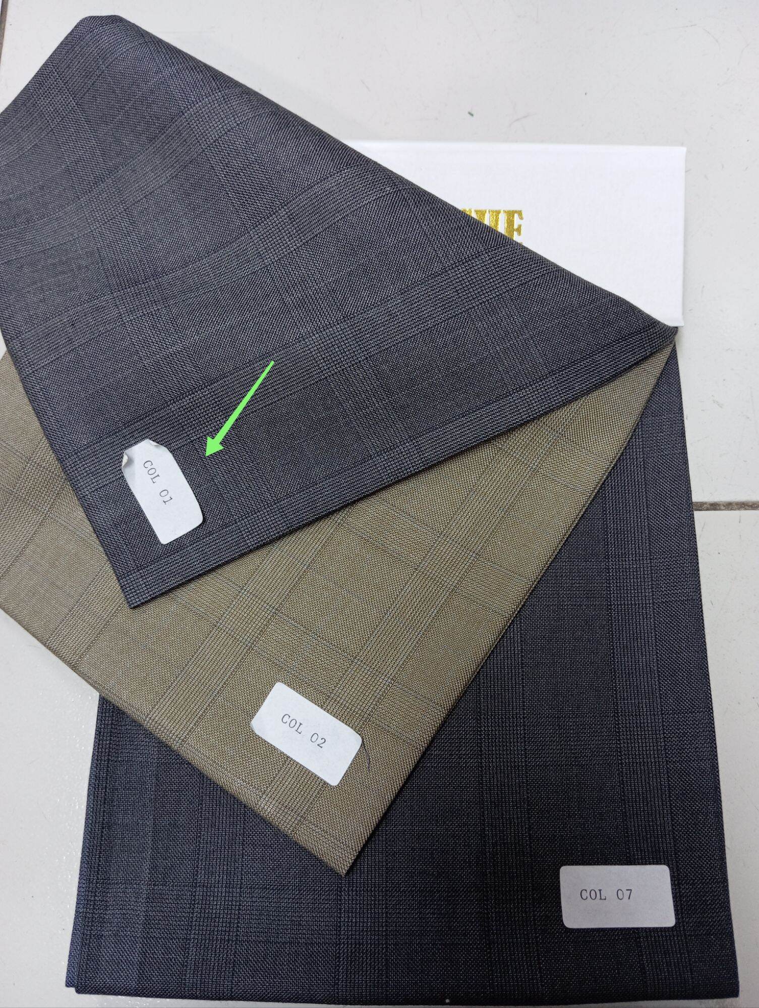Kain Jas Celana Wool Meteran. Kain Wool Meteran Motif Kotak By HUGO ...