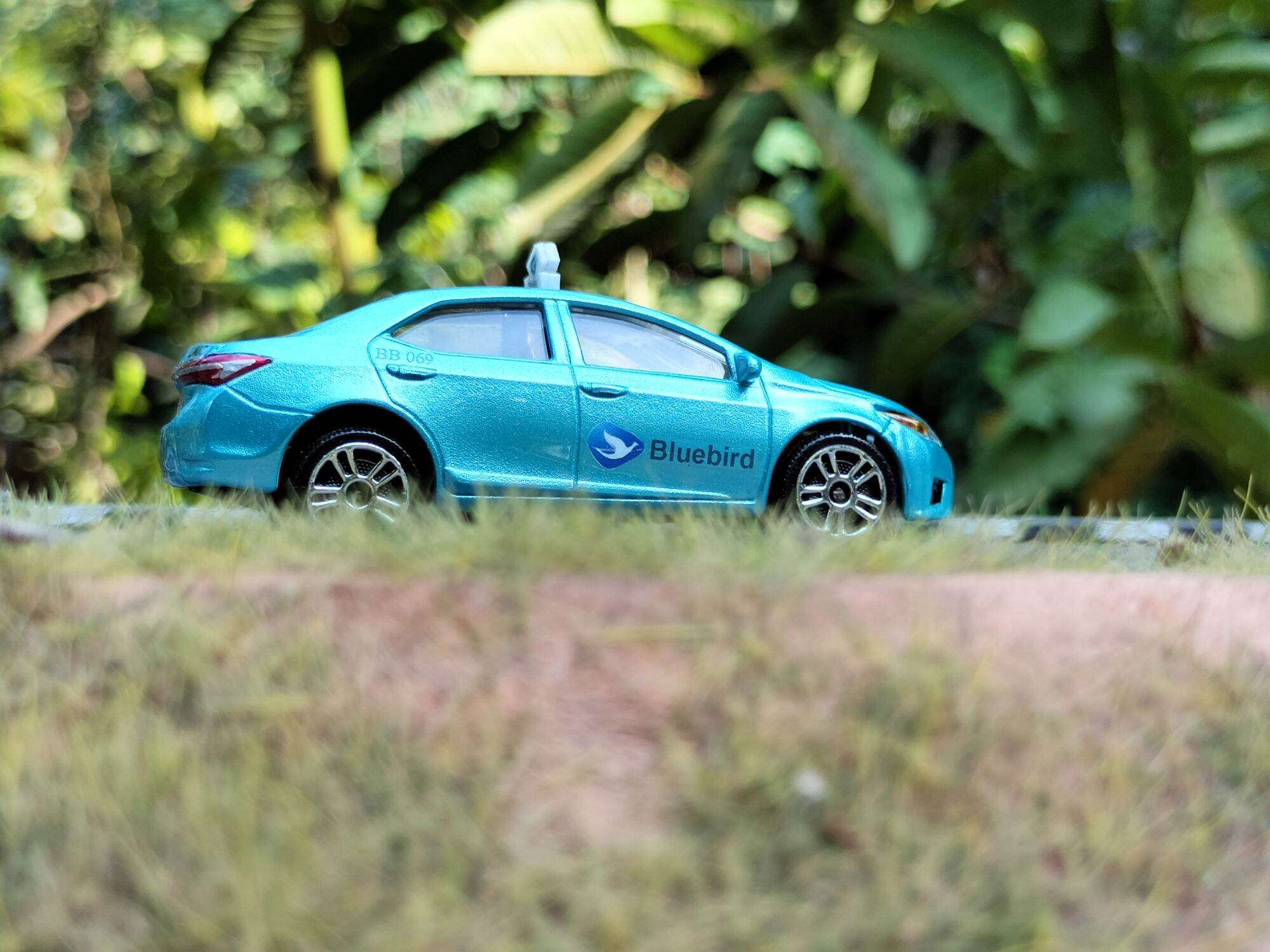 diecast miniatur Toyota Corolla Altis custom taksi blue bird skala 64 ...